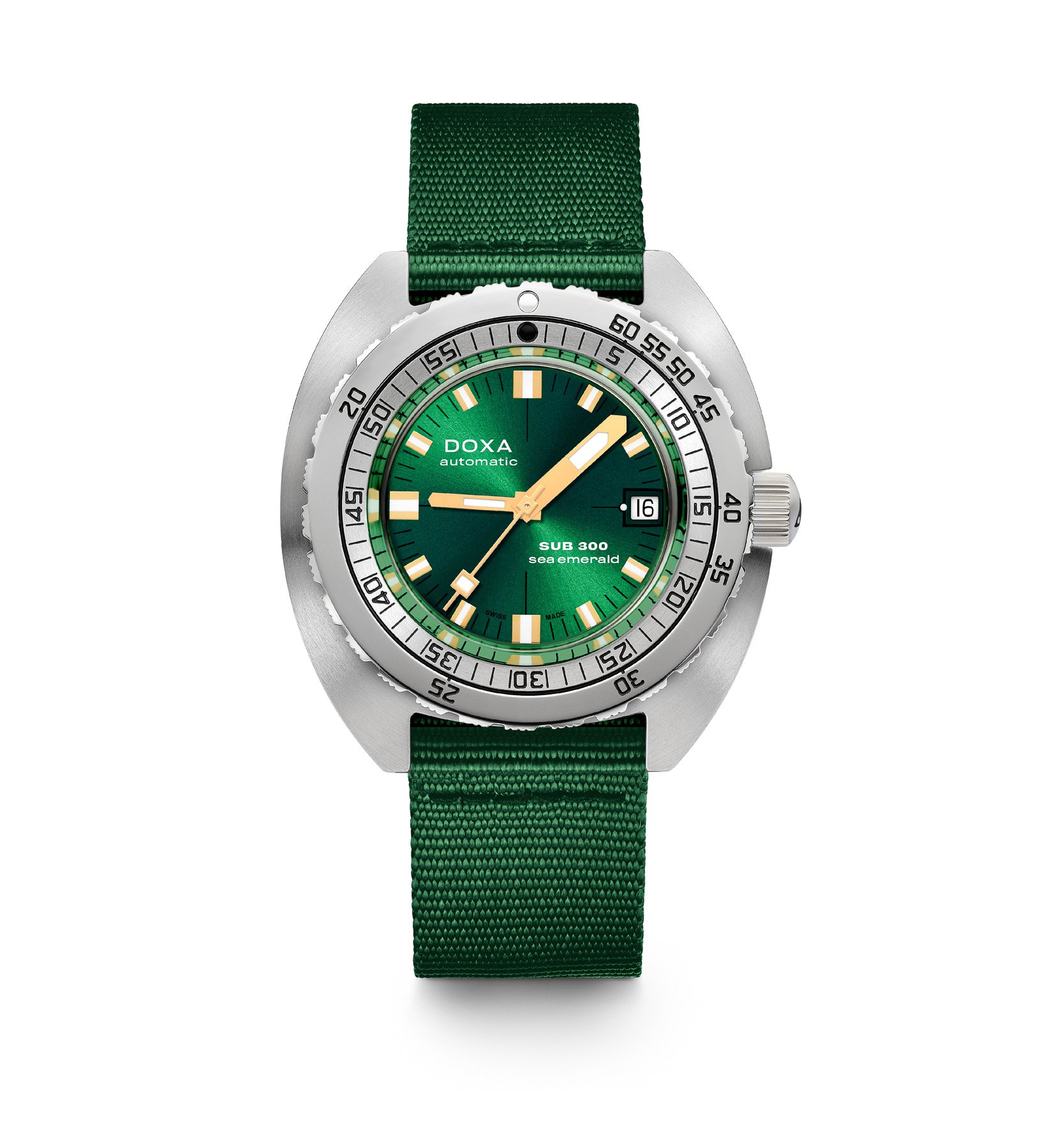 【F】 Doxa Debuts The "LHD" Sub 300T Professional Aristera
