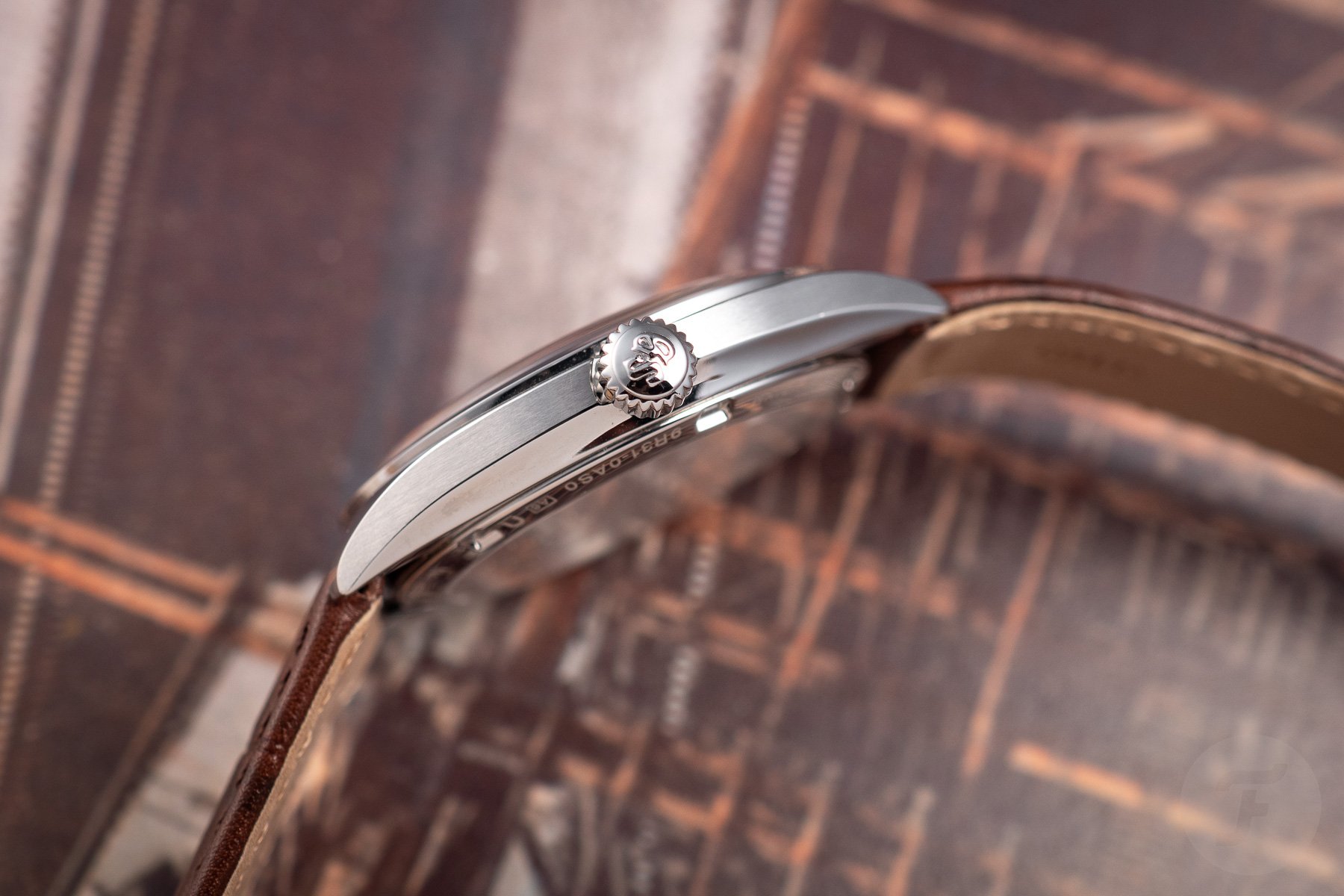 New: The Autumn-Inspired Grand Seiko SBGY035 And SBGA499