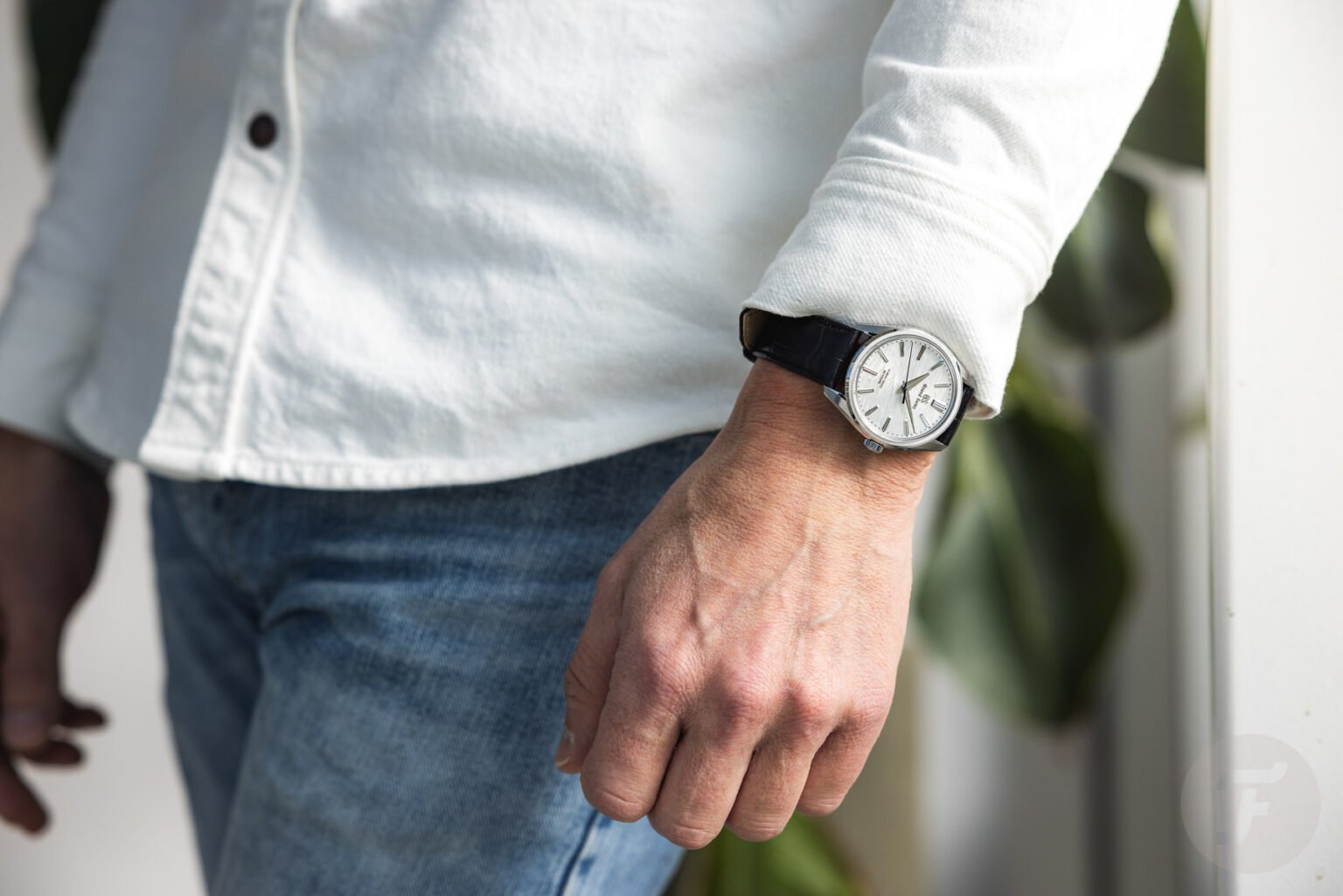 【F】 Hands On: Grand Seiko SLGW003 “Birch Bark” Titanium