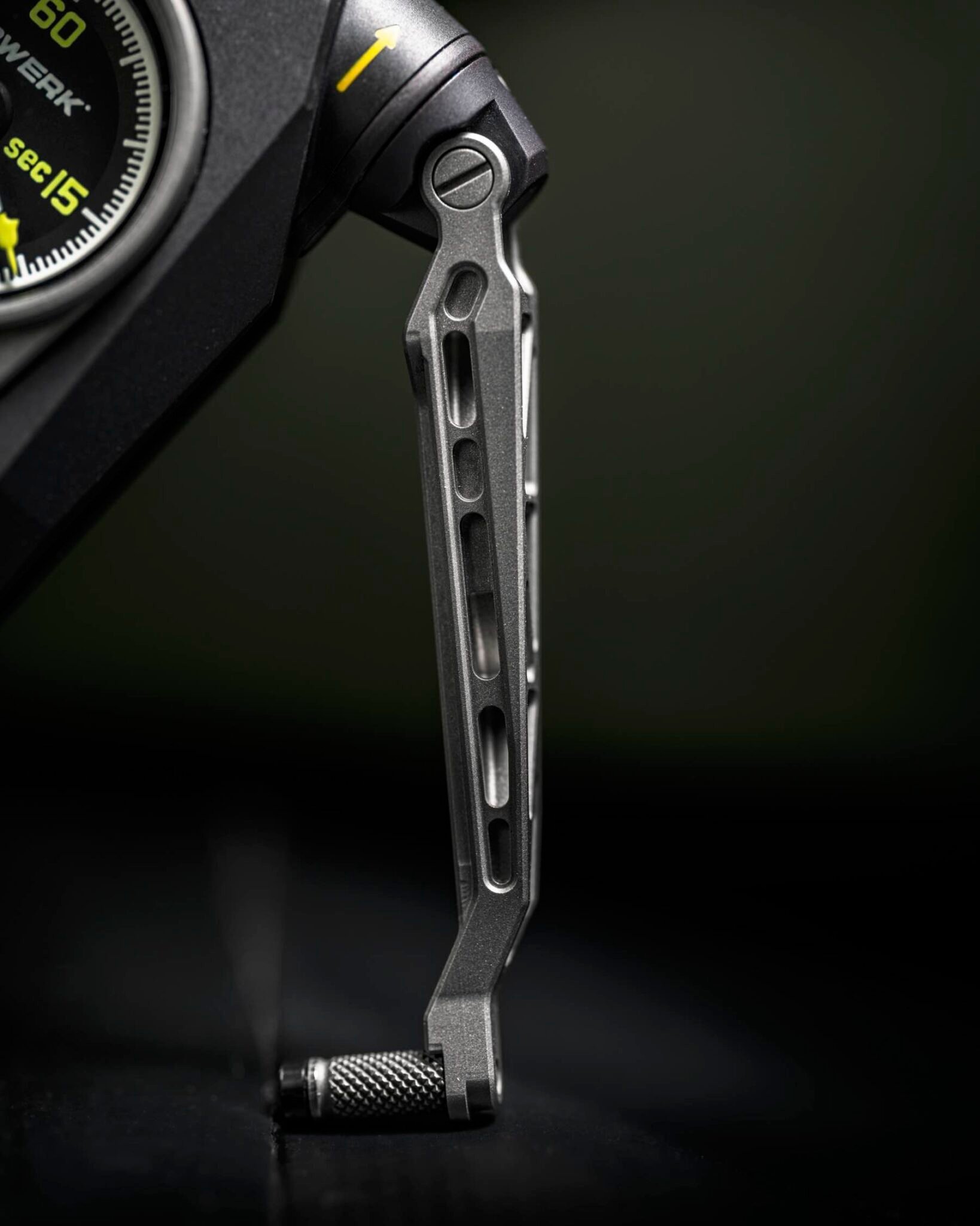 【F】 New: Urwerk EMC SR-71 — A 10th-Anniversary EMC Edition