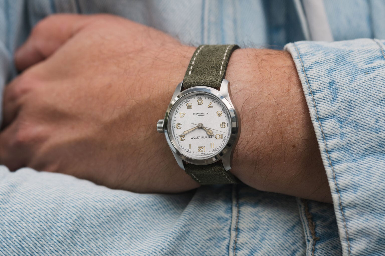 【F】 Hands-On: The New White Dial Hamilton Khaki Field Murph