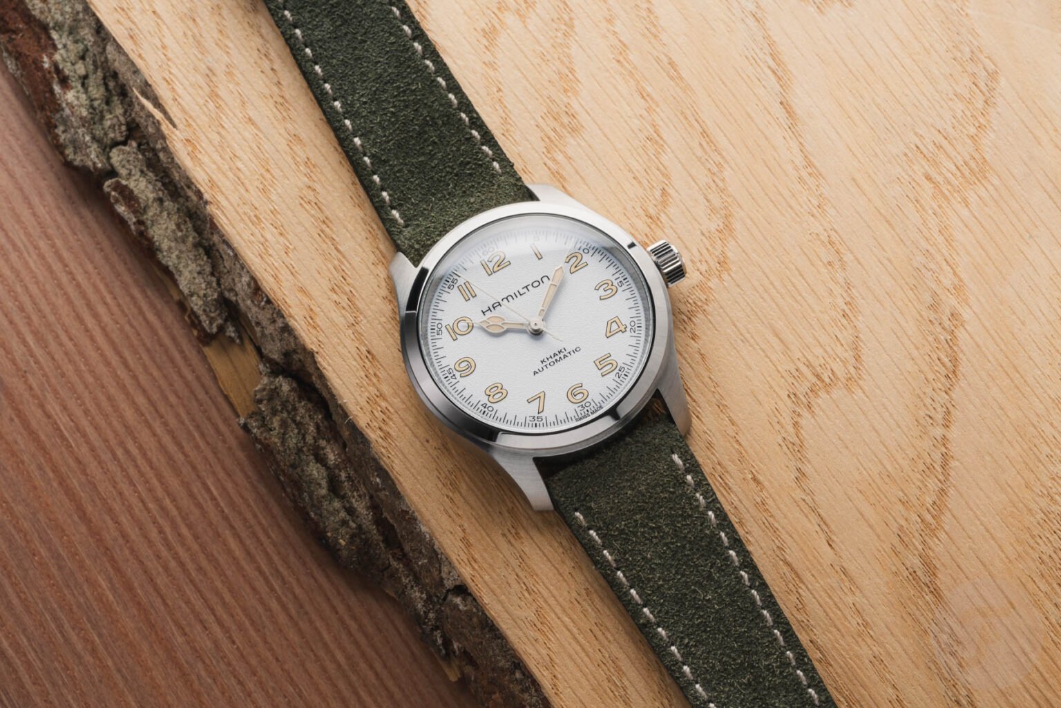 【F】 Hands-On: The New White Dial Hamilton Khaki Field Murph