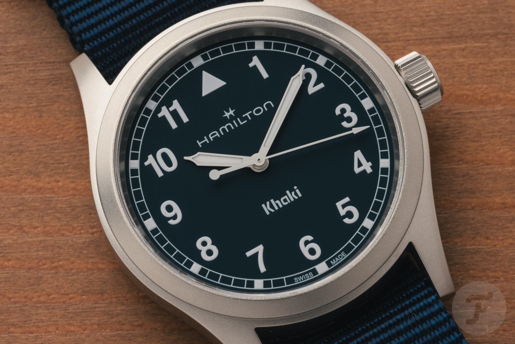【F】 Hands-On: The New Hamilton Khaki Field Quartz