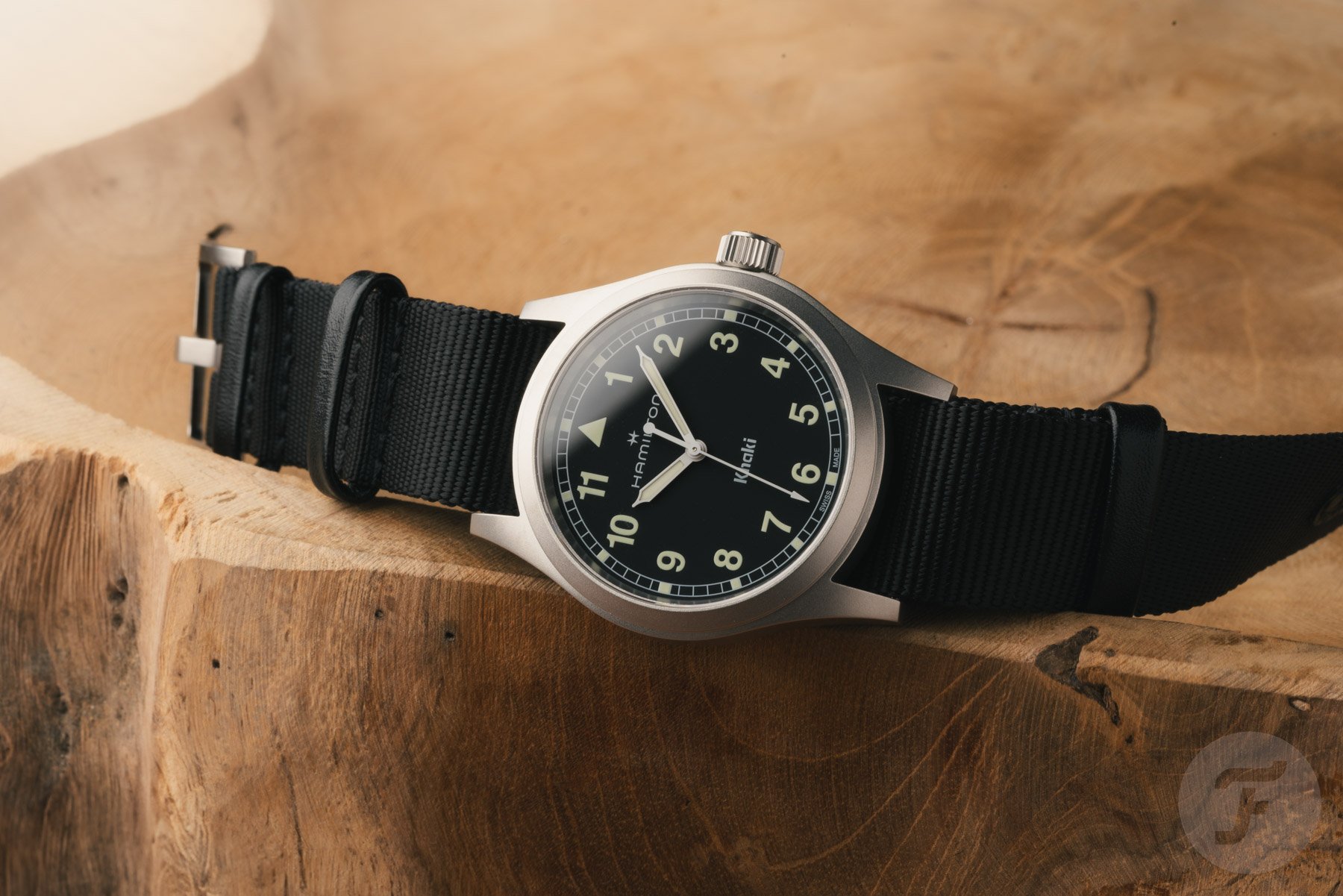 【F】 Hands-On: The New Hamilton Khaki Field Quartz