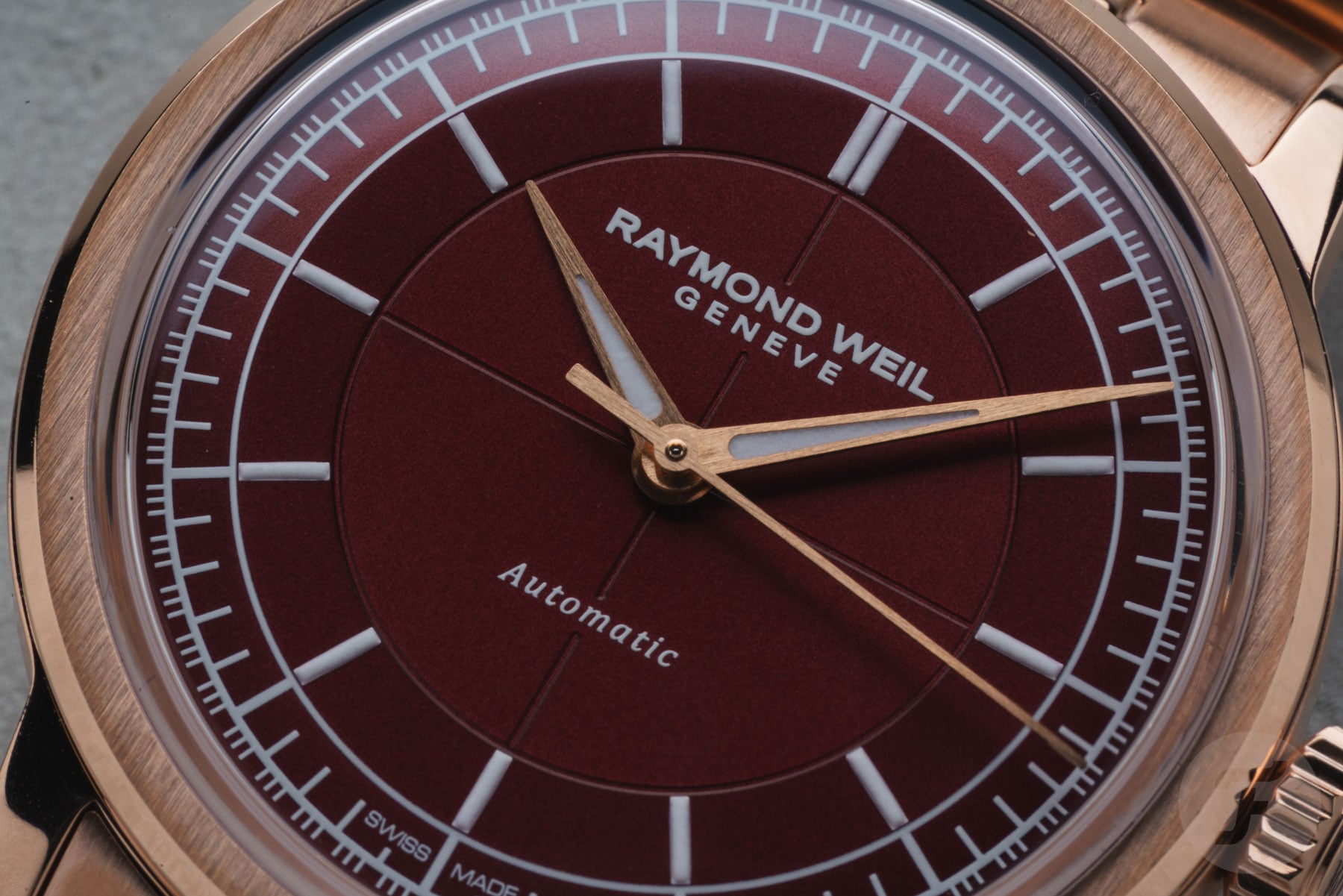 【F】Hands-On: The 35mm Raymond Weil Millesime