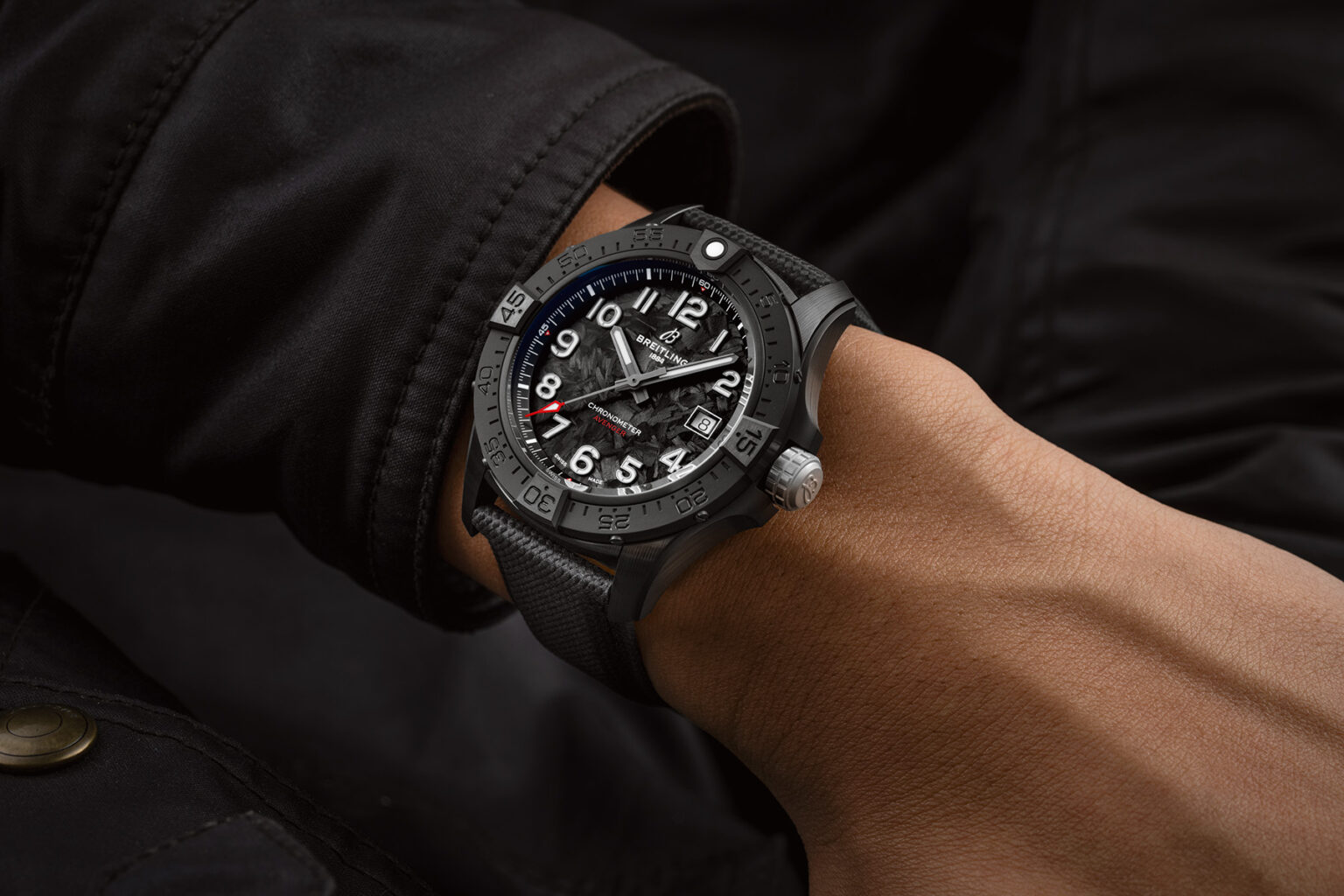 【F】 Breitling Introduces New Avenger Night Mission Models