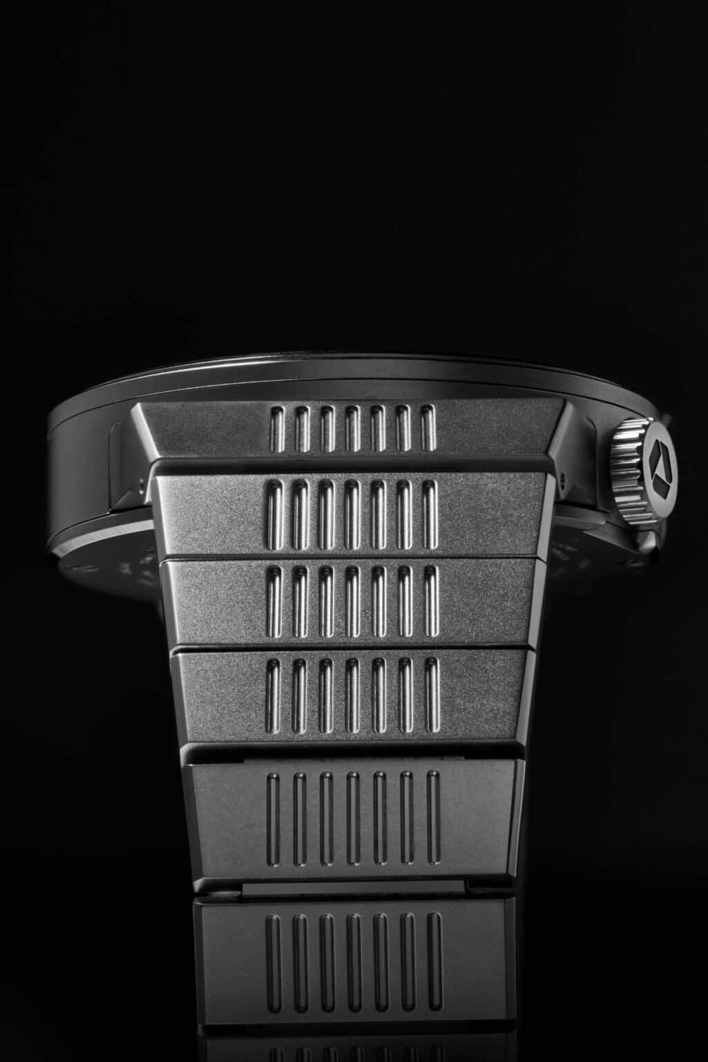 【F】 Introducing: The Alterum Worldtimer