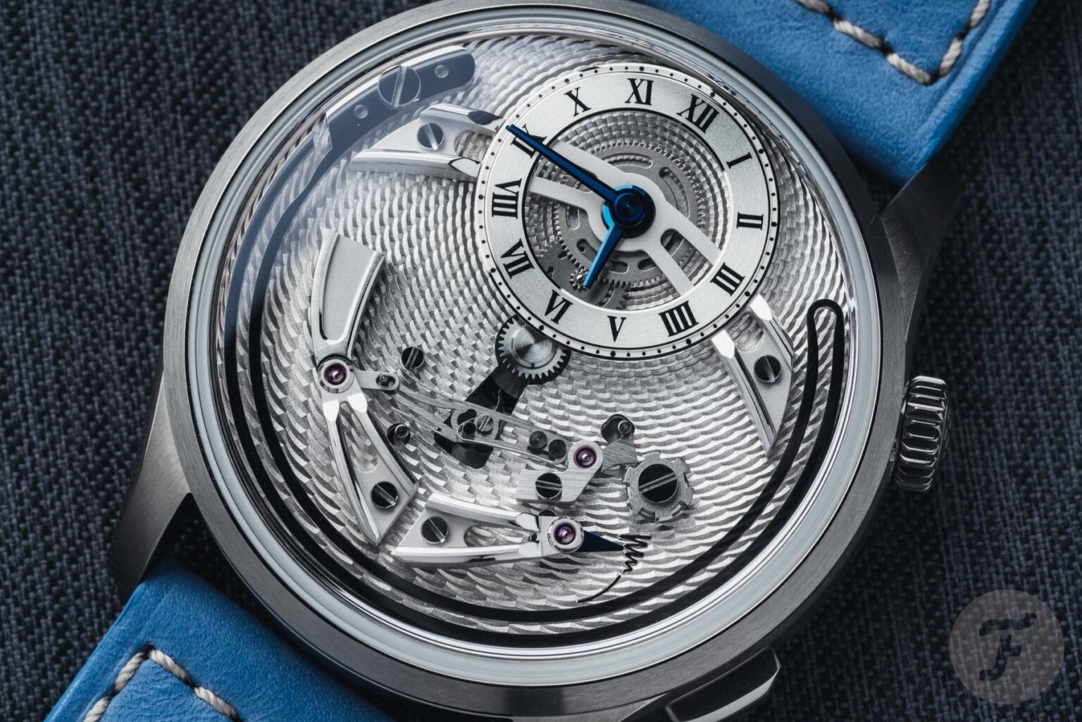 【F】 Hands-On: The New Christopher Ward C1 Bel Canto Classic