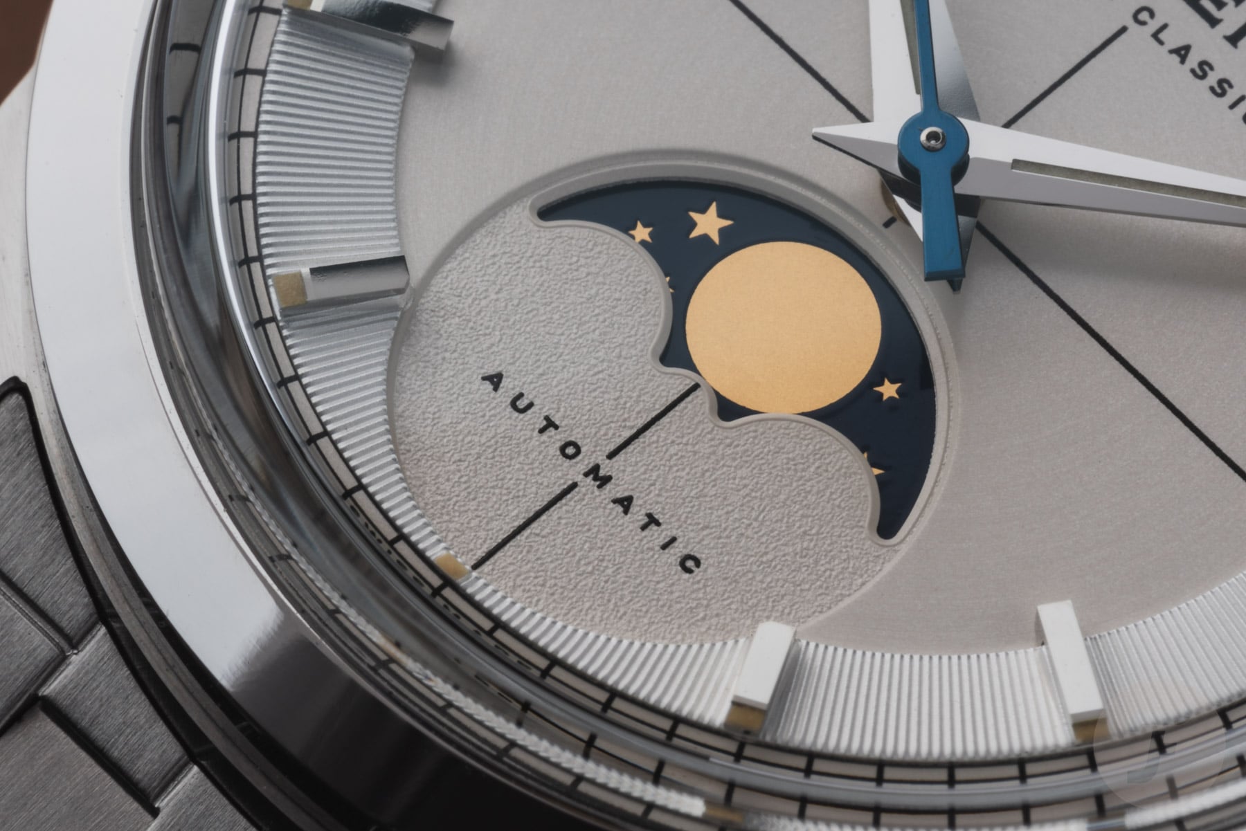 Introducing: The Maen Lunar Classic 36