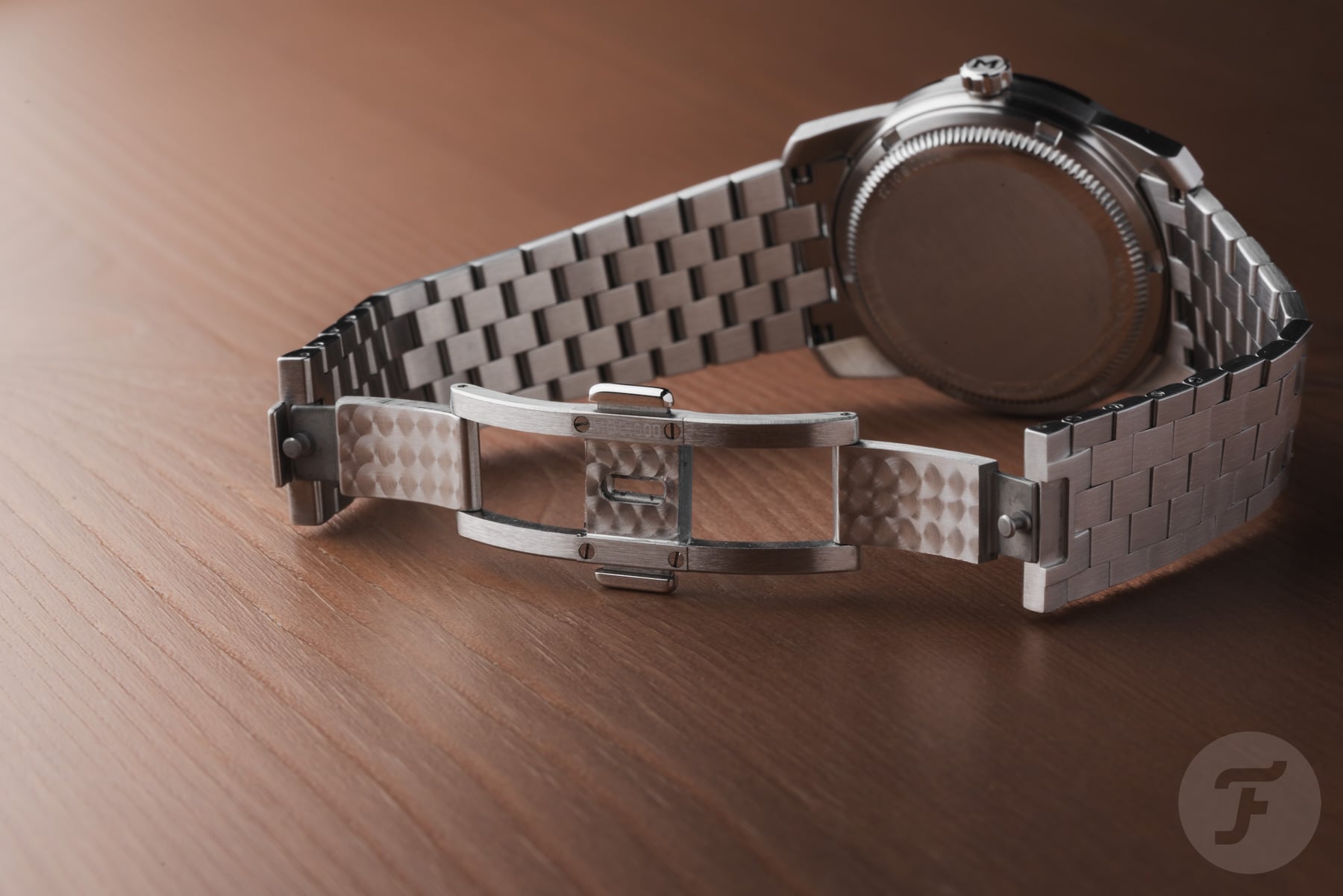 Introducing: The Maen Lunar Classic 36