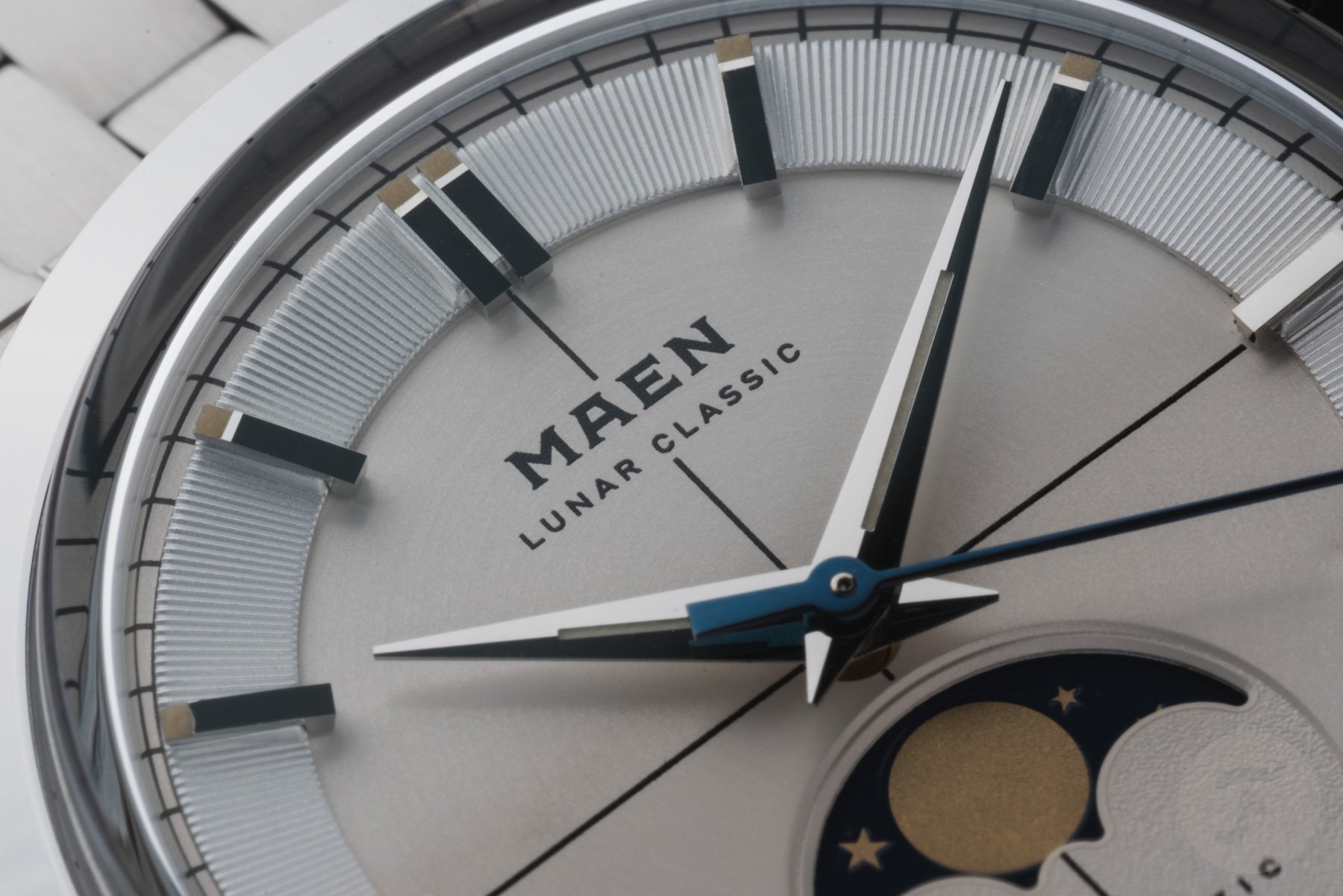 Introducing: The Maen Lunar Classic 36