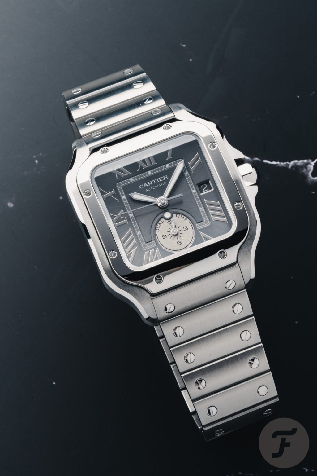 【F】Hands-On: The Cartier Santos De Cartier Dual Time