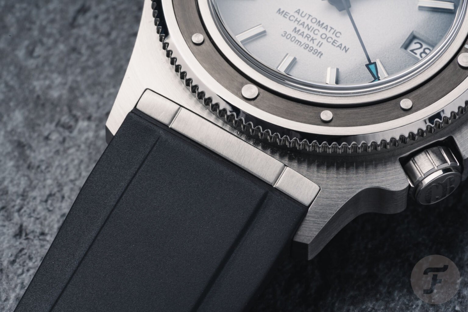 Hands-On: The Crafter Blue Mechanic Ocean Mark II Dive Watch