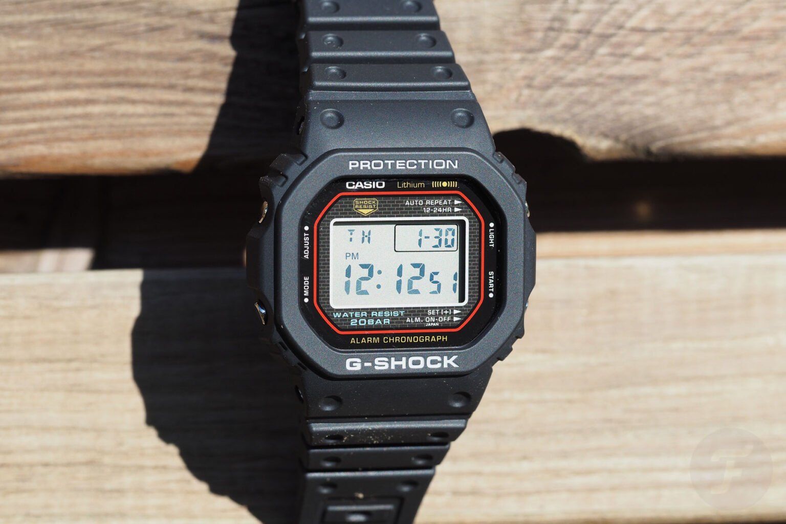 【F】Hands-On: The G-Shock DW-5000R-1A Origin Revival