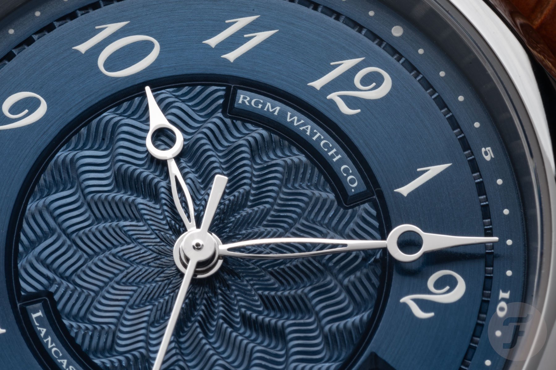 【F】 Hands-On: The RGM Model 207-EB