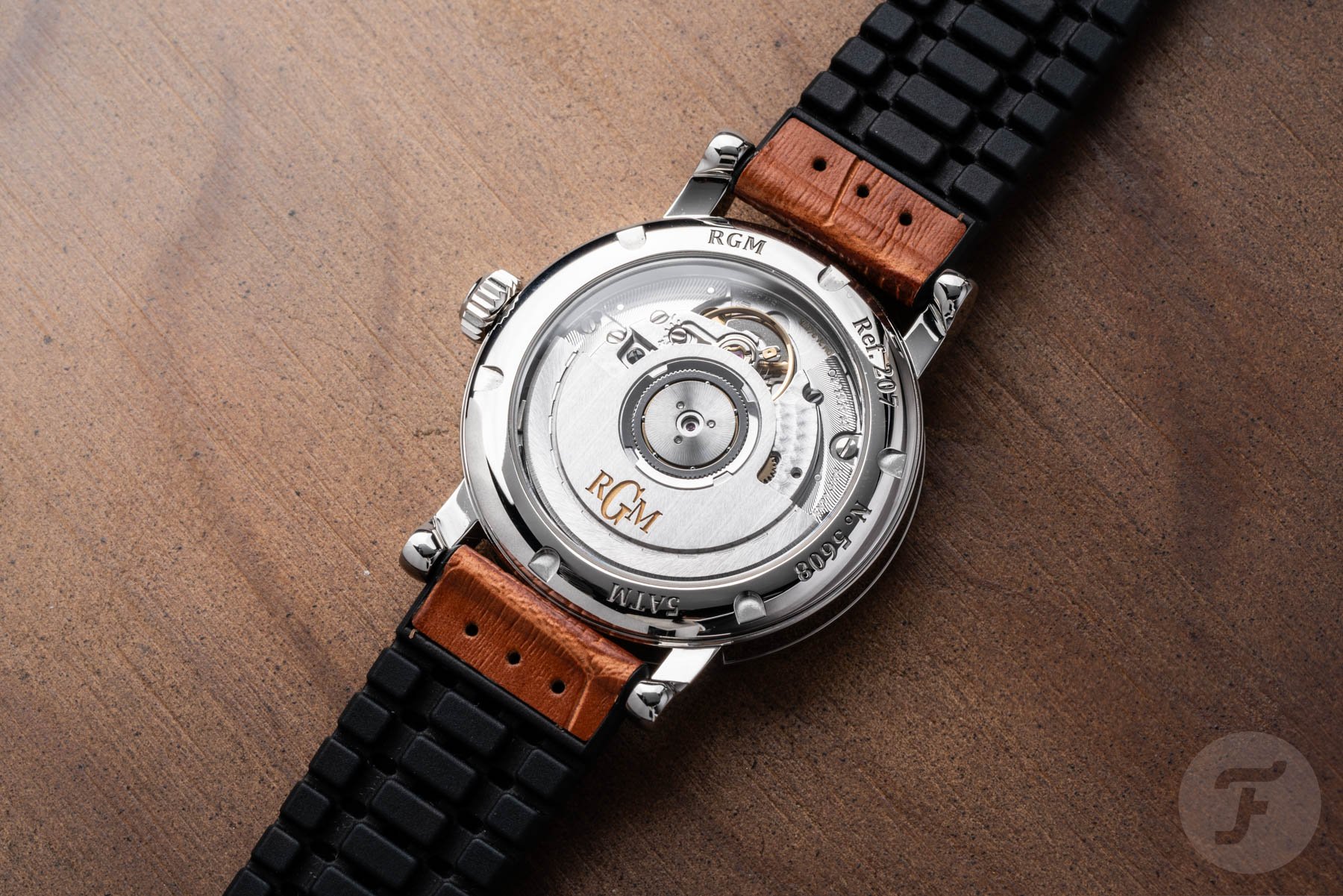 【F】 Hands-On: The RGM Model 207-EB