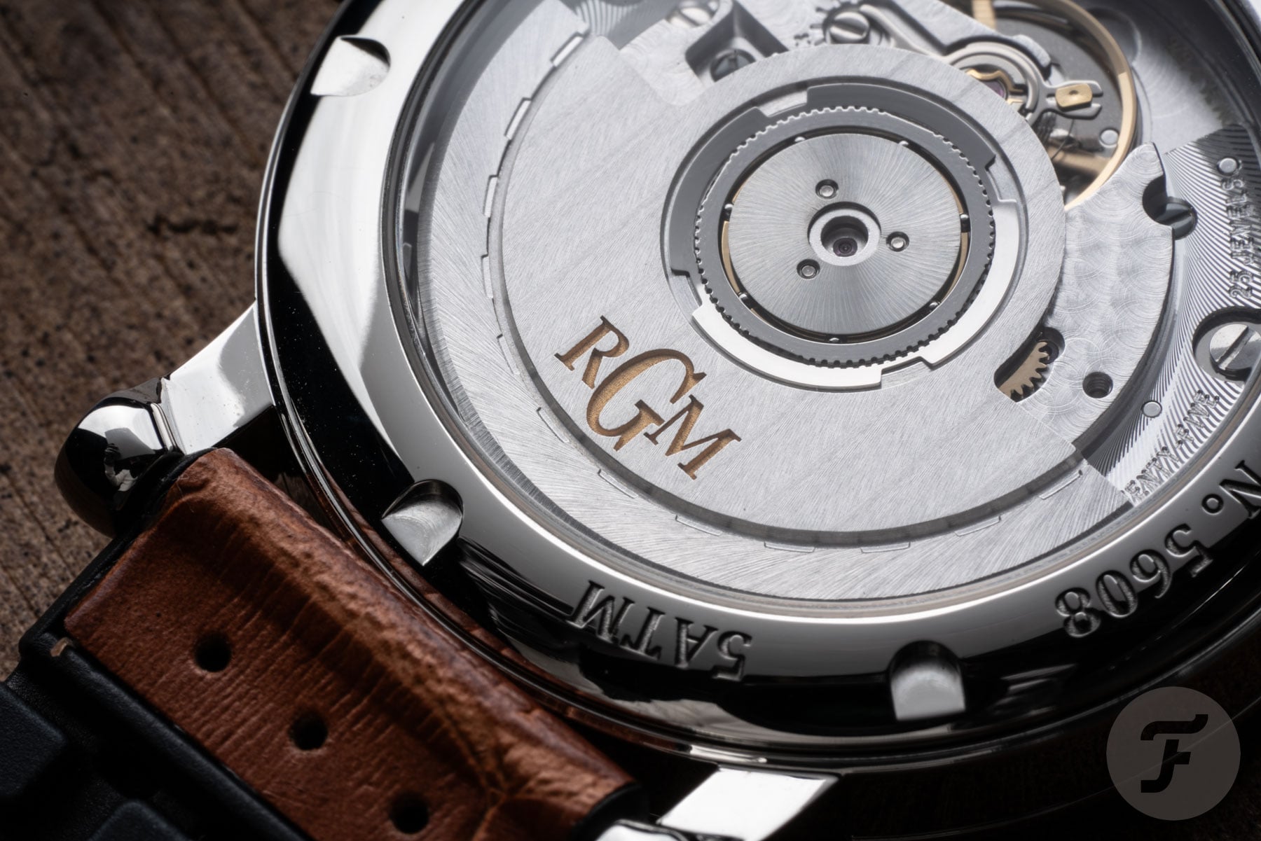 【F】 Hands-On: The RGM Model 207-EB
