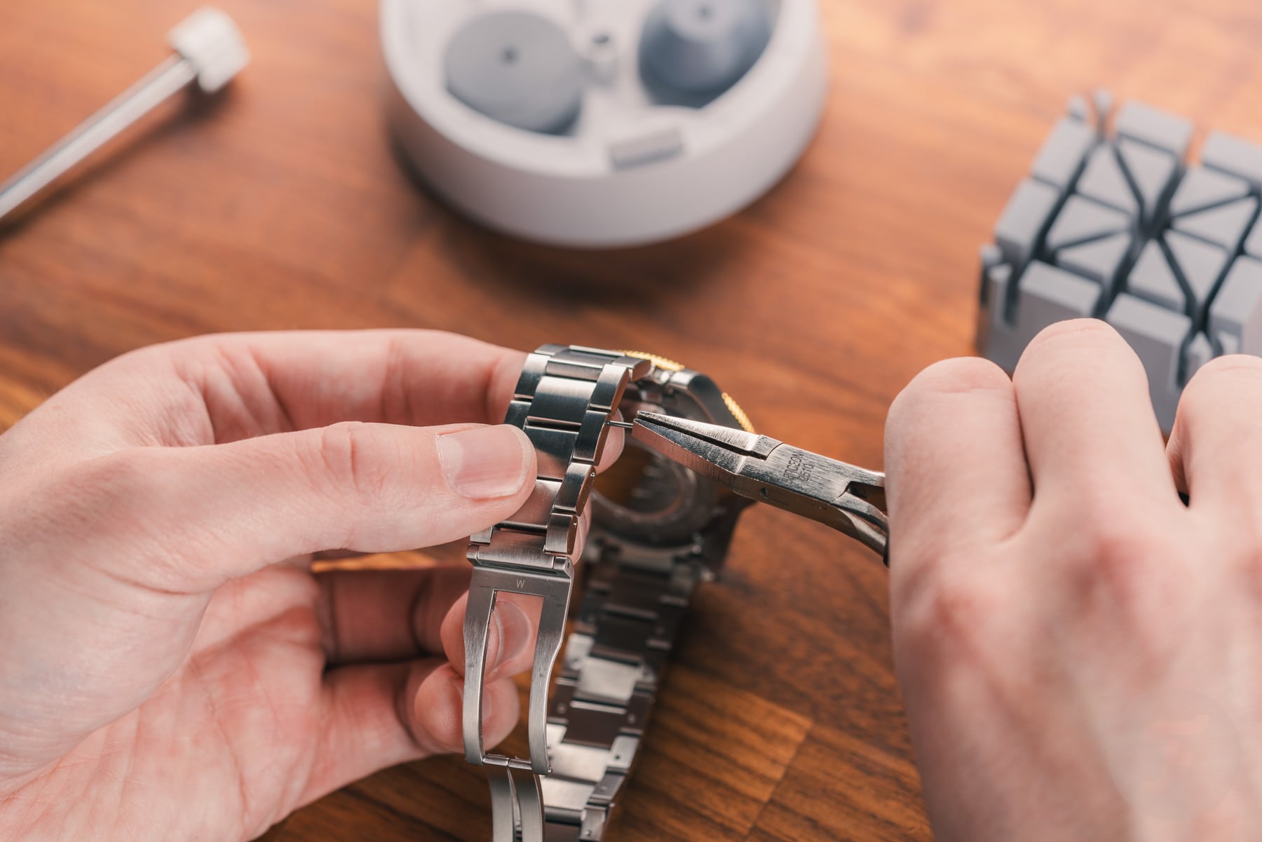 【F】 How To Size Your Watch Bracelet