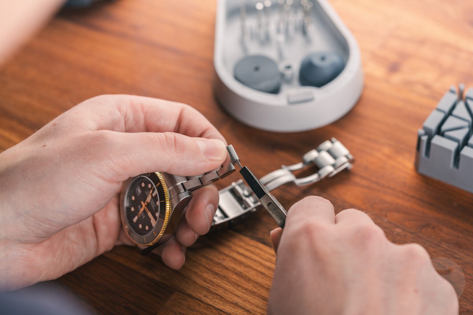 【F】 How To Size Your Watch Bracelet