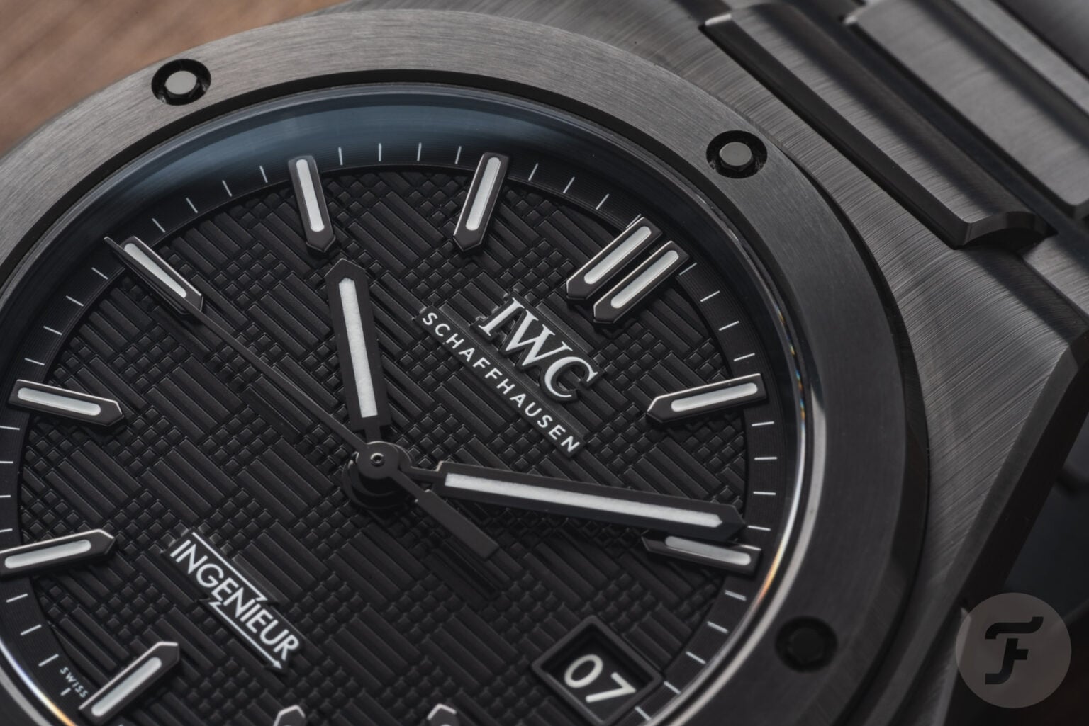 【F】 IWC Launches Seven New Ingenieur Watches For 2025