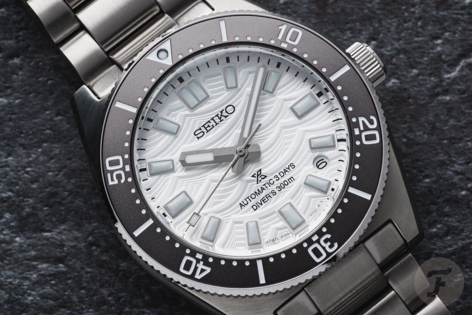 【F】 New: The Seiko Prospex Marinemaster SLA081