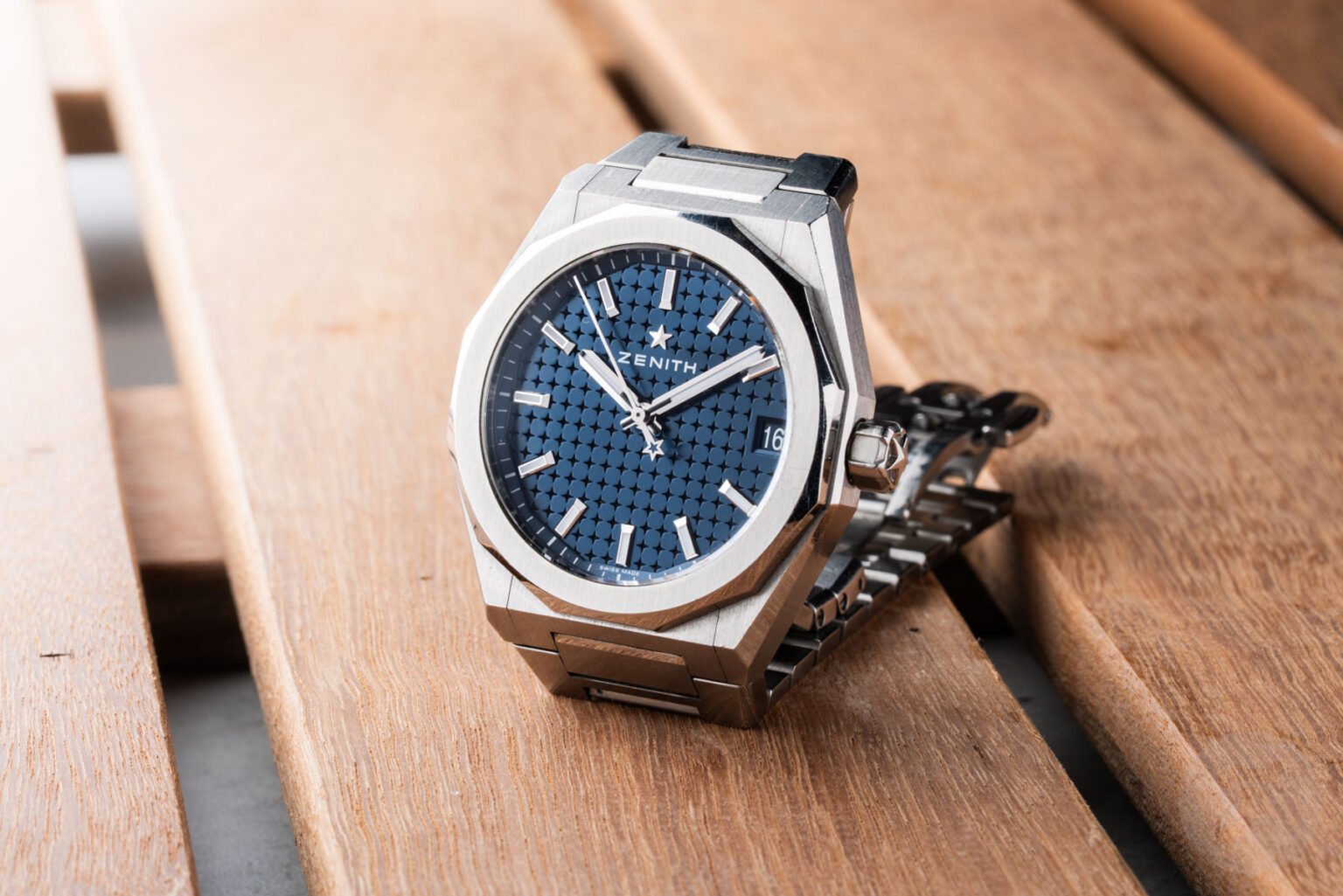 【F】 Spending Time With The Zenith Defy Skyline 36