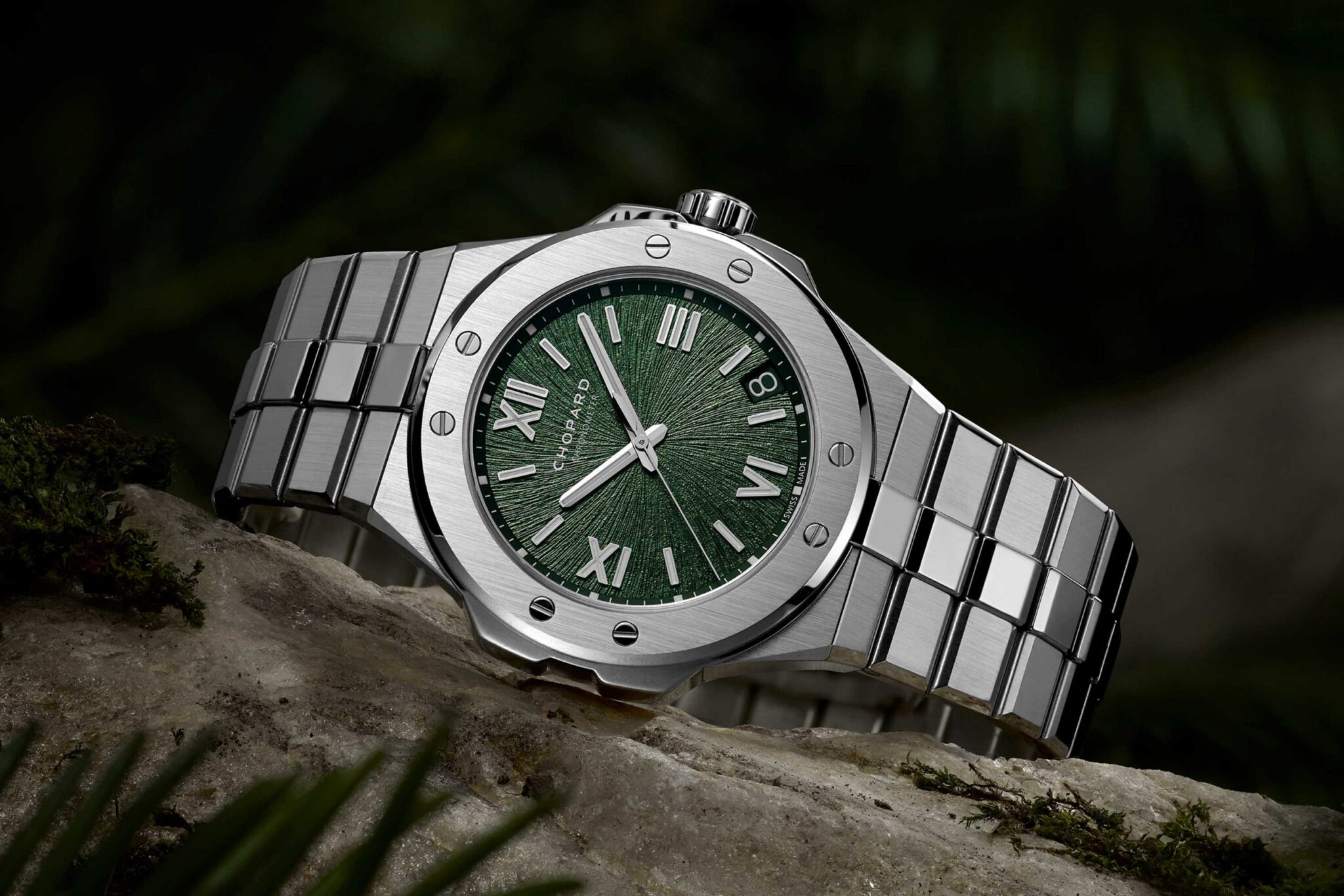【F】 The Great Versatility Of The Chopard Alpine Eagle
