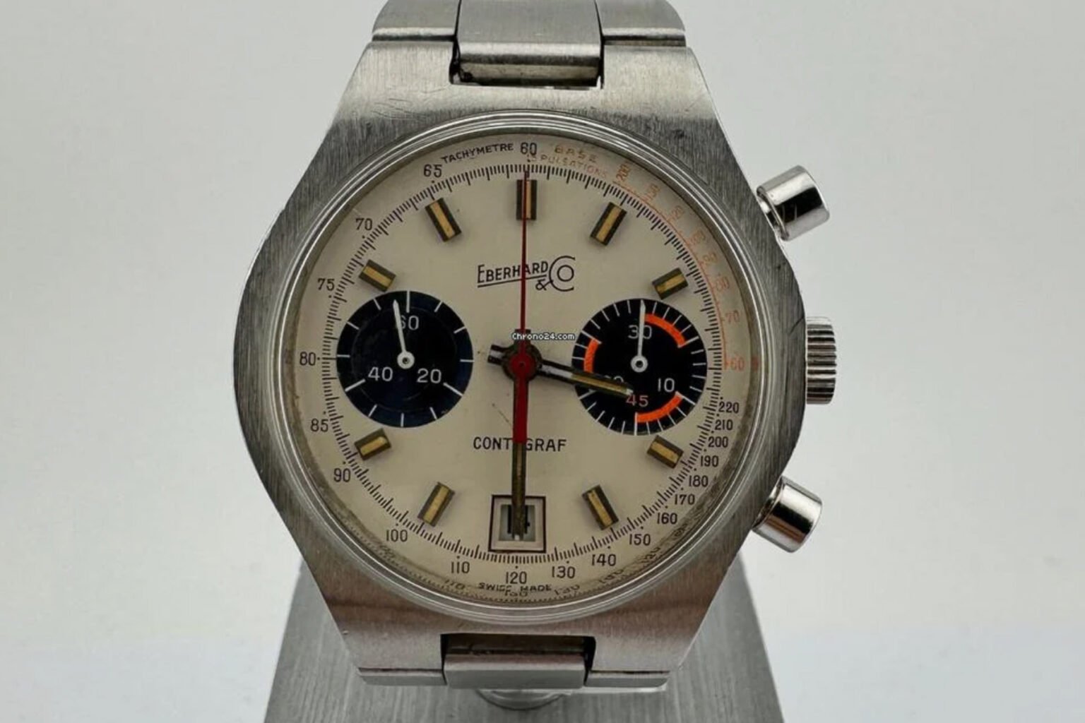 【F】The New Eberhard Contodat Chronograph And Automatic