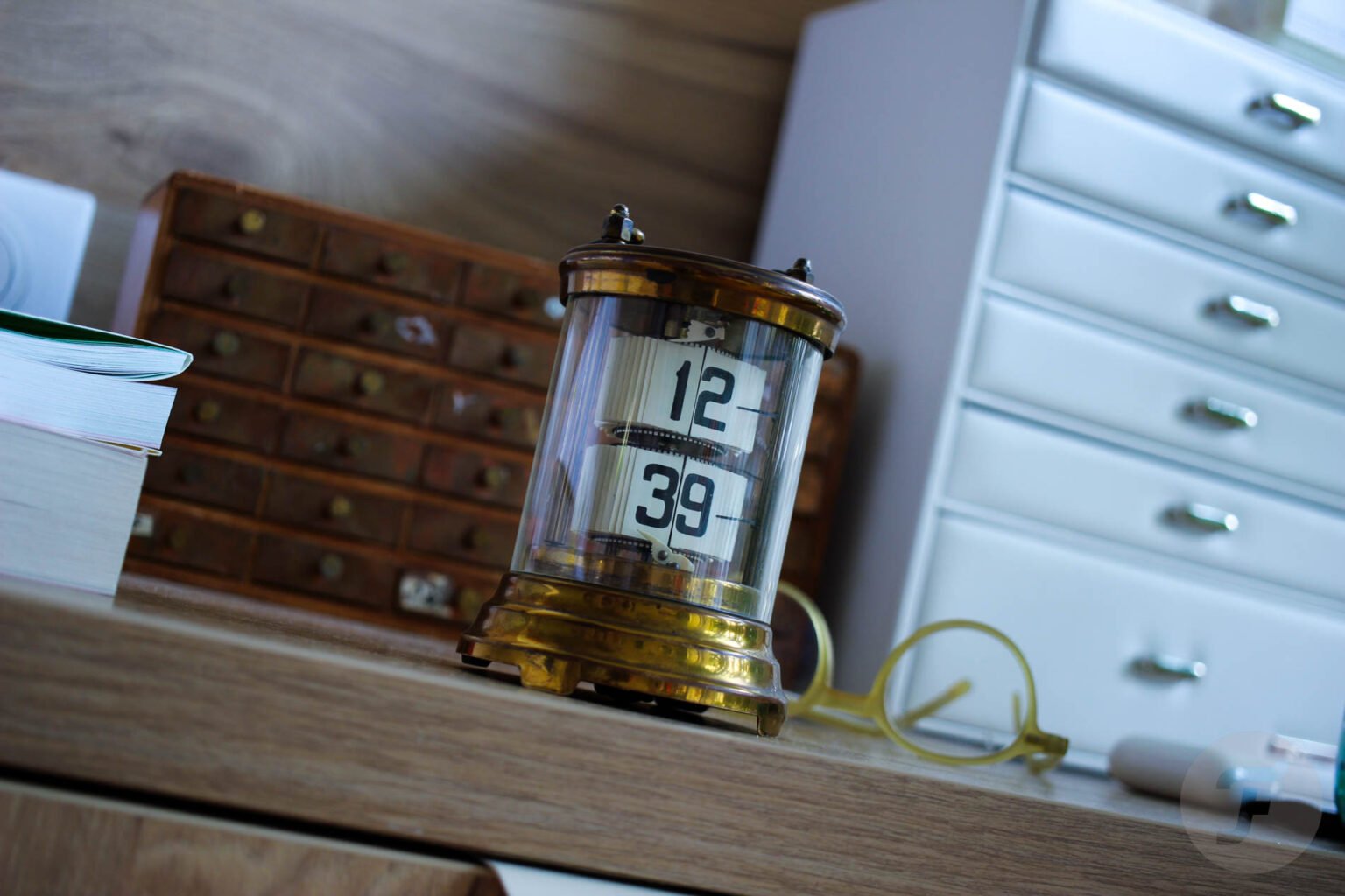 【F】 True Joy With A 100-Plus-Year-Old Plato Clock
