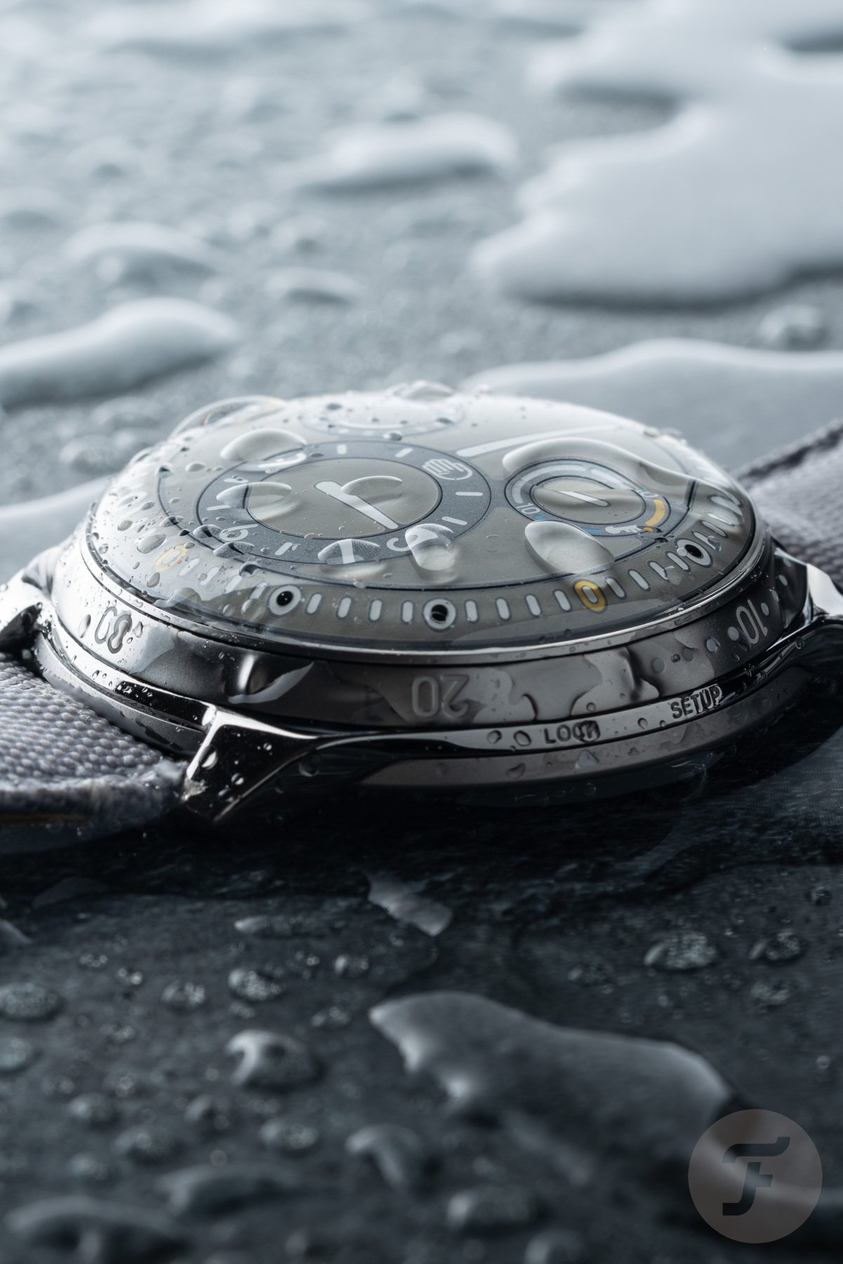【F】Up Close And Personal With Ressence's Oil-Filled Watches