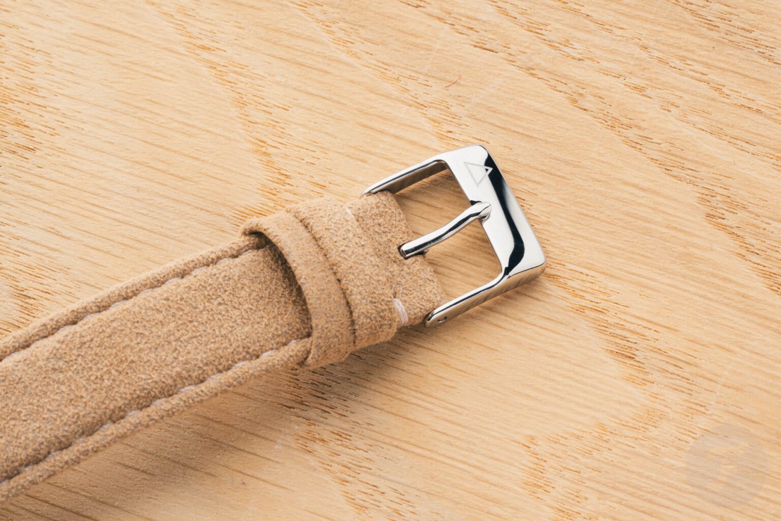 【F】 Hands-On With The Alpina Heritage Tropic-Proof