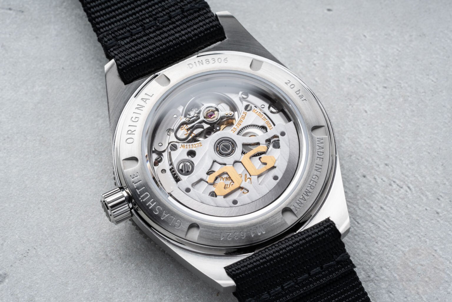 Taking A Fresh Look At The 39.5mm Glashütte Original SeaQ