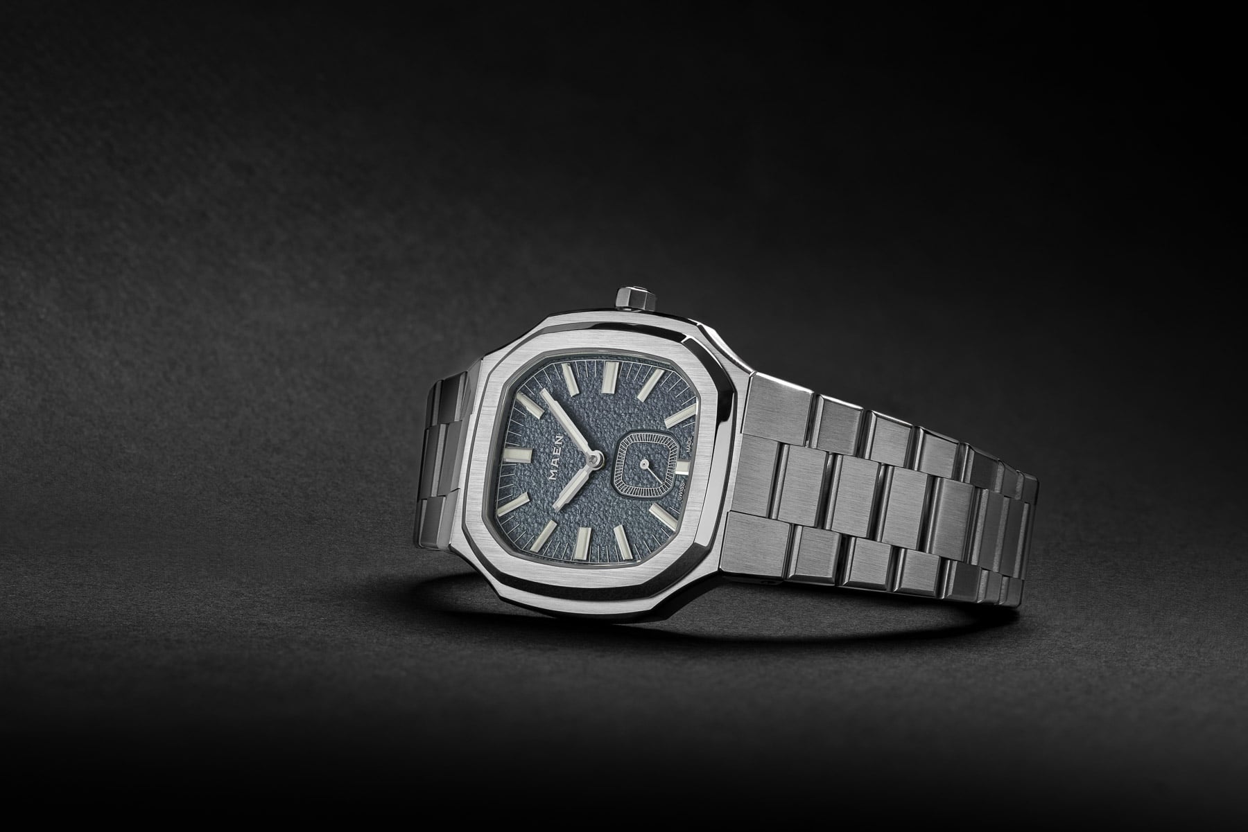 【F】 Introducing: The Maen Manhattan 37 Ultra-Thin