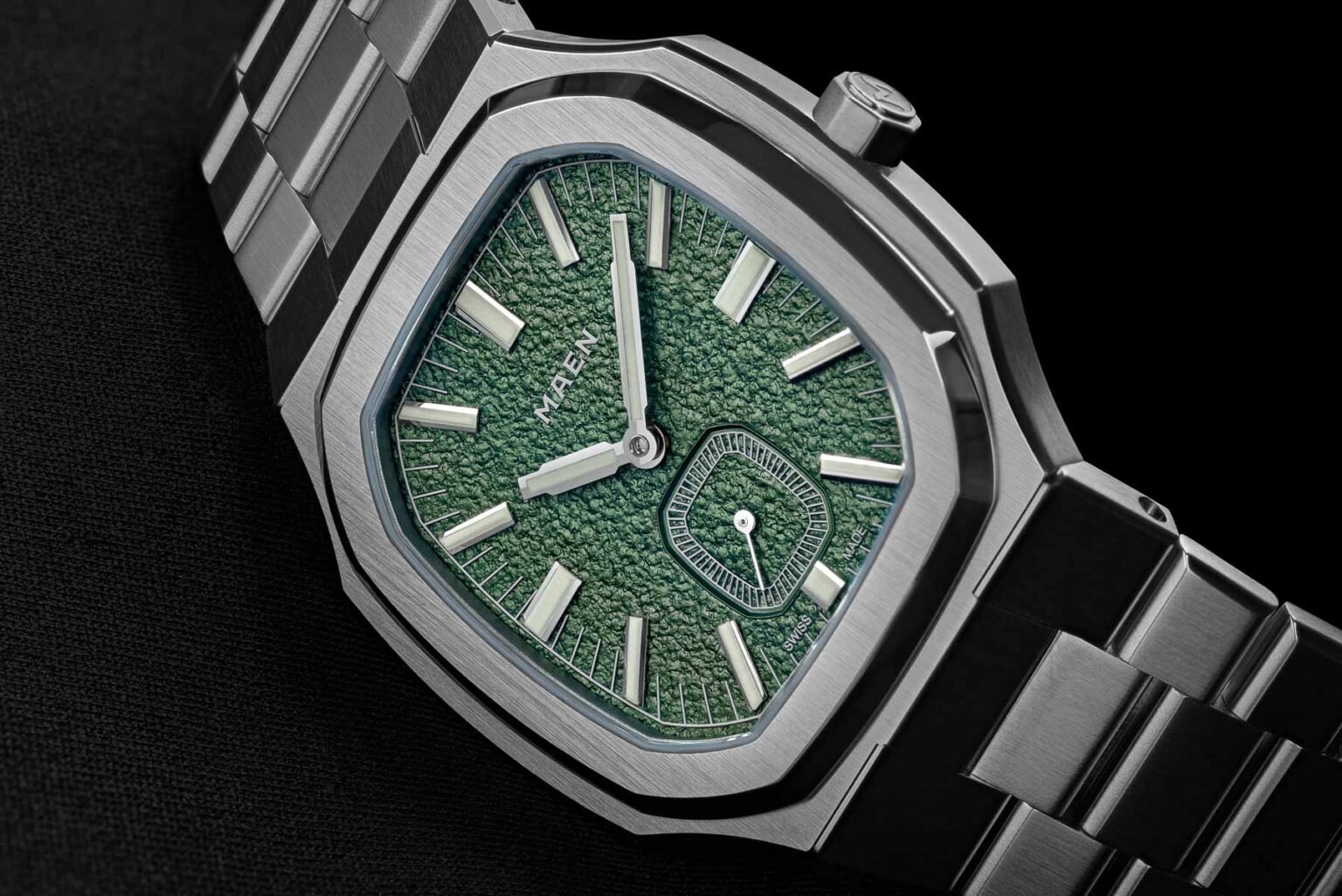 【F】 Introducing: The Maen Manhattan 37 Ultra-Thin