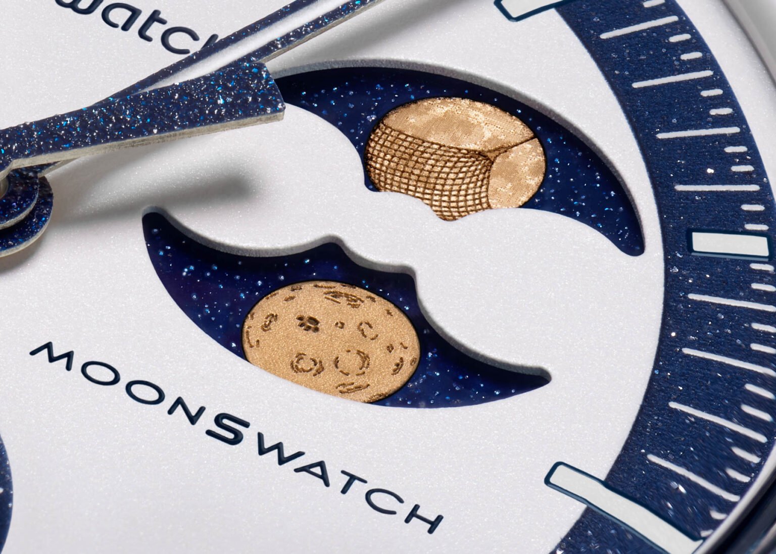 New: The MoonSwatch Mission to Earthphase – Moonshine Gold