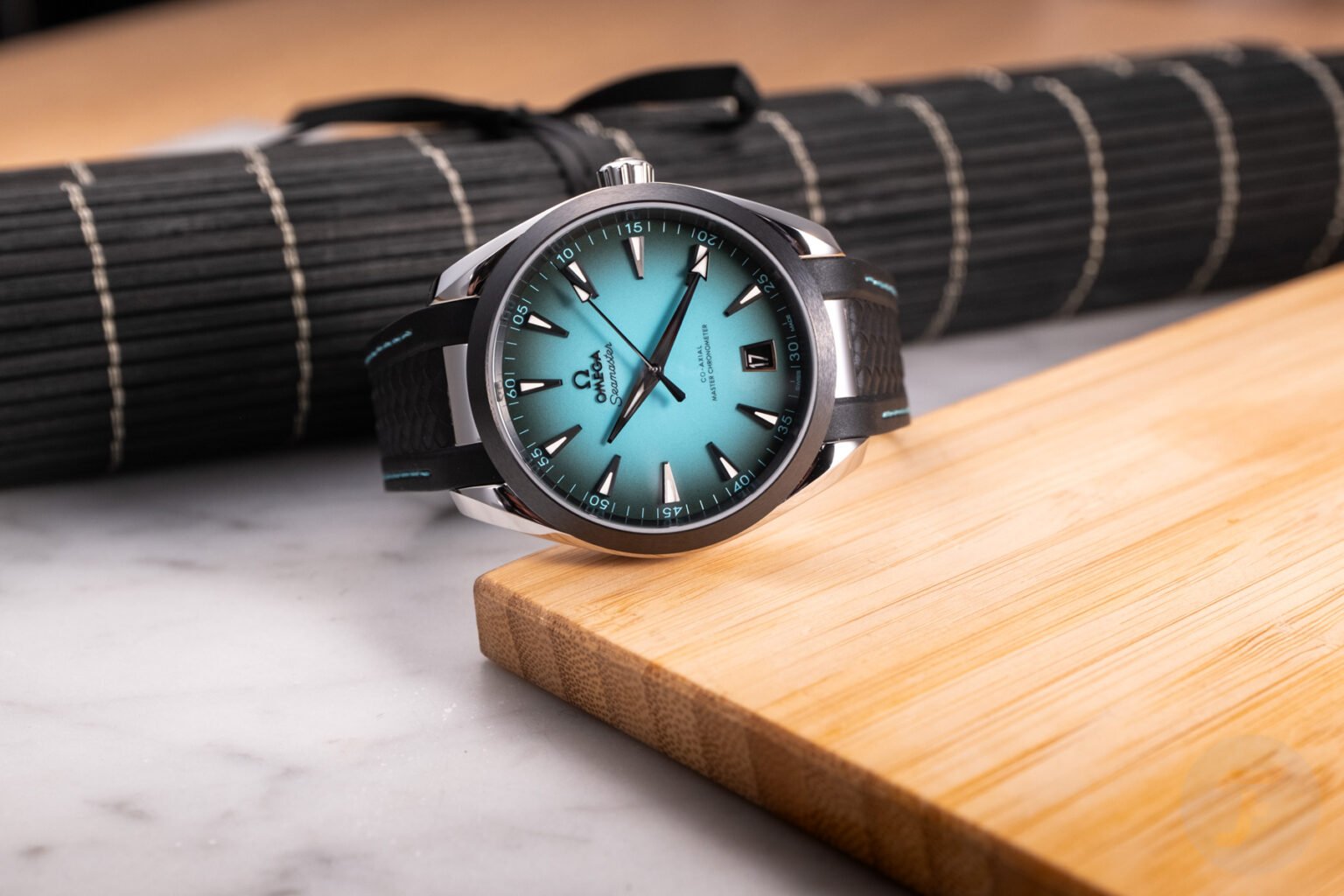 【F】 New Omega Seamaster Aqua Terra Turquoise