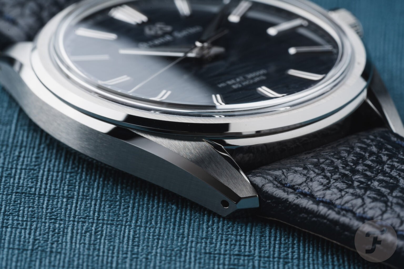 New: Grand Seiko Tentagraph SLGC006 And Hi-Beat SLGW007