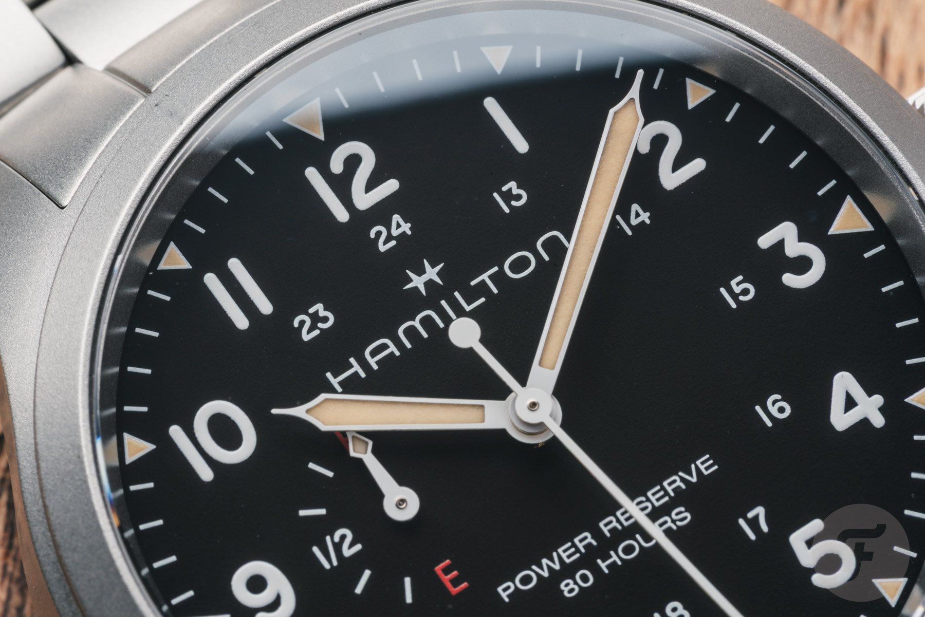 【F】 New: The Hamilton Khaki Field Mechanical Power Reserve