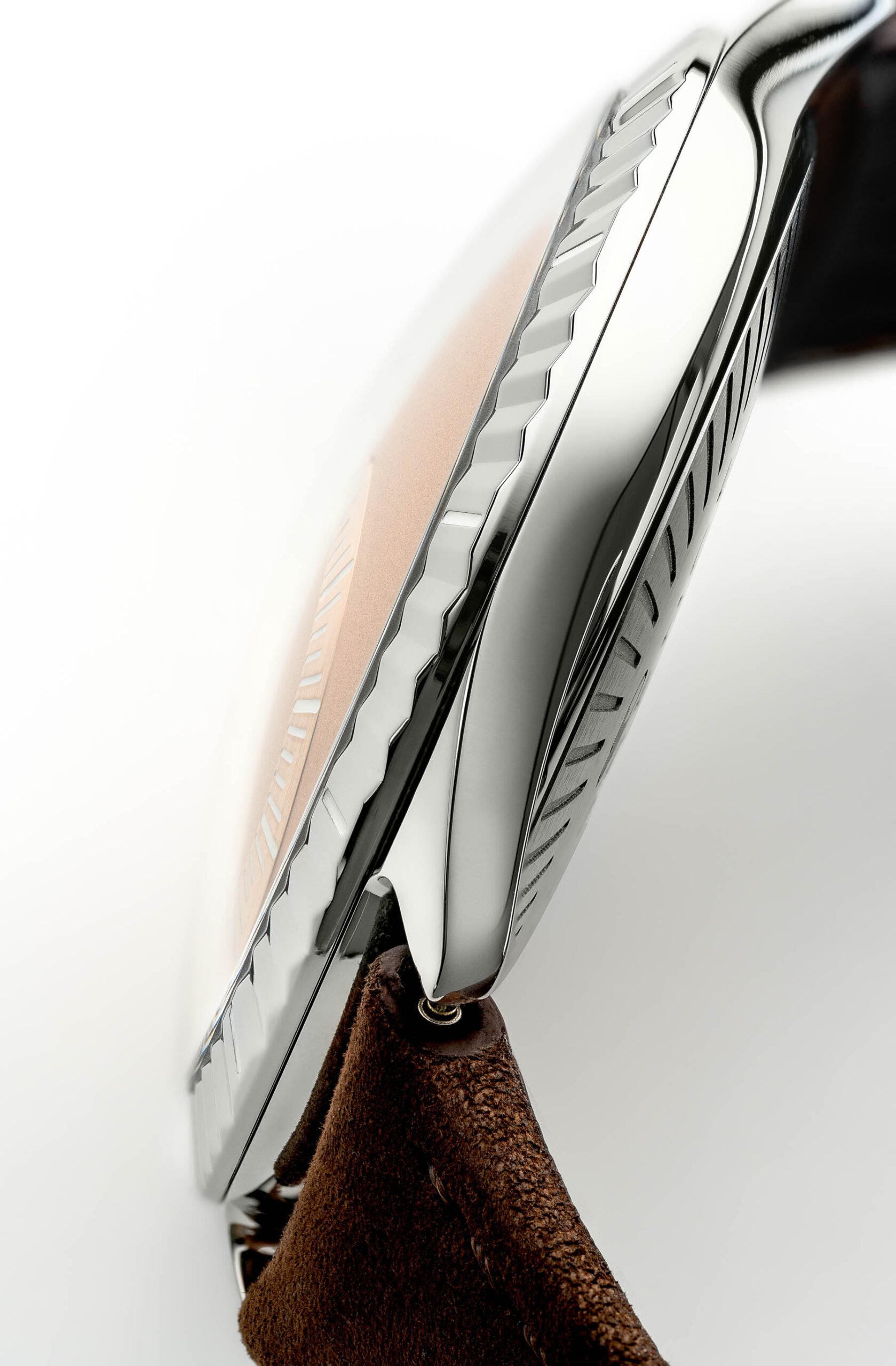 【F】 New: Ressence × The Armoury Type 9 Scattering Sun