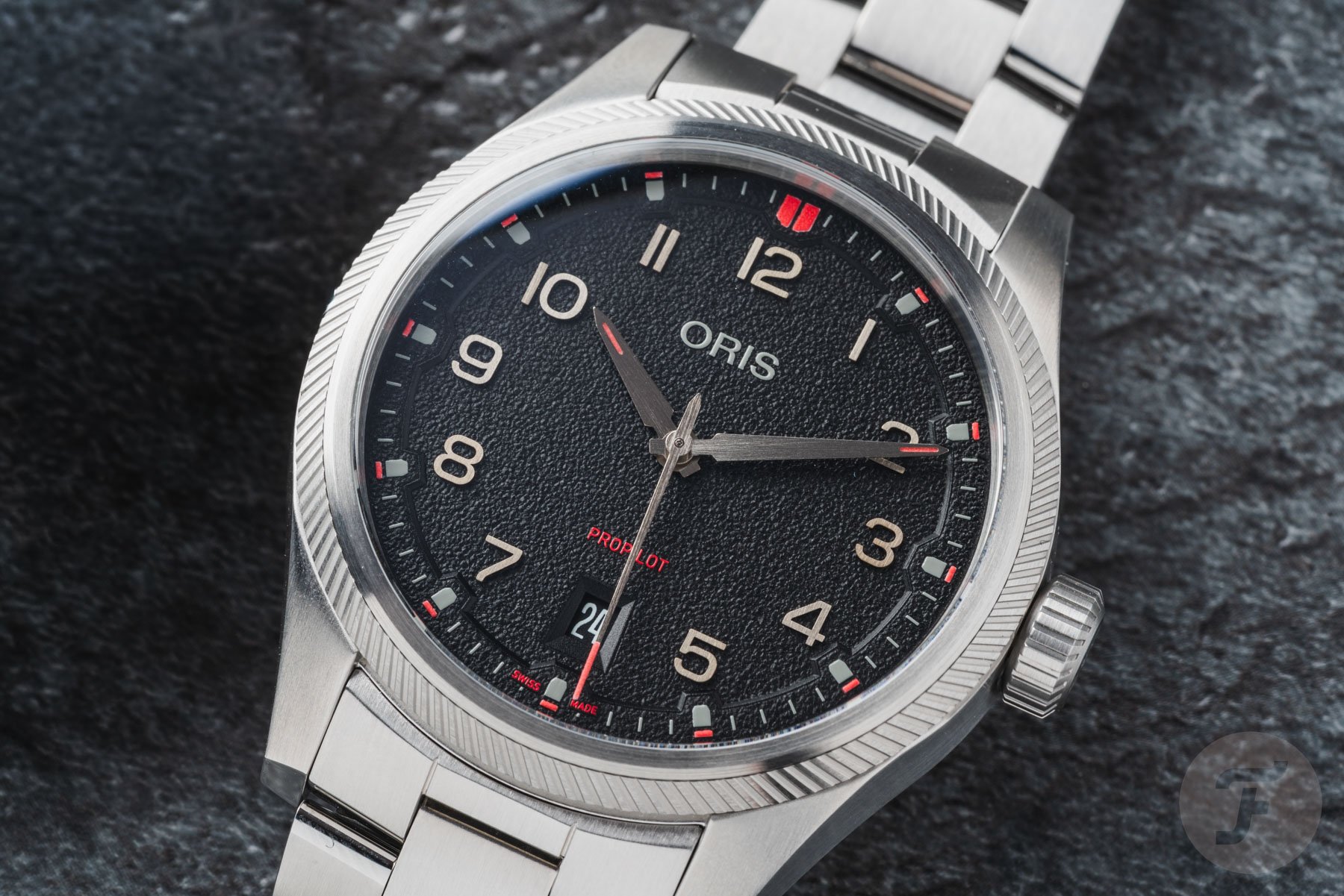 【F】 Hands-On With The Second-Generation Oris ProPilot Date