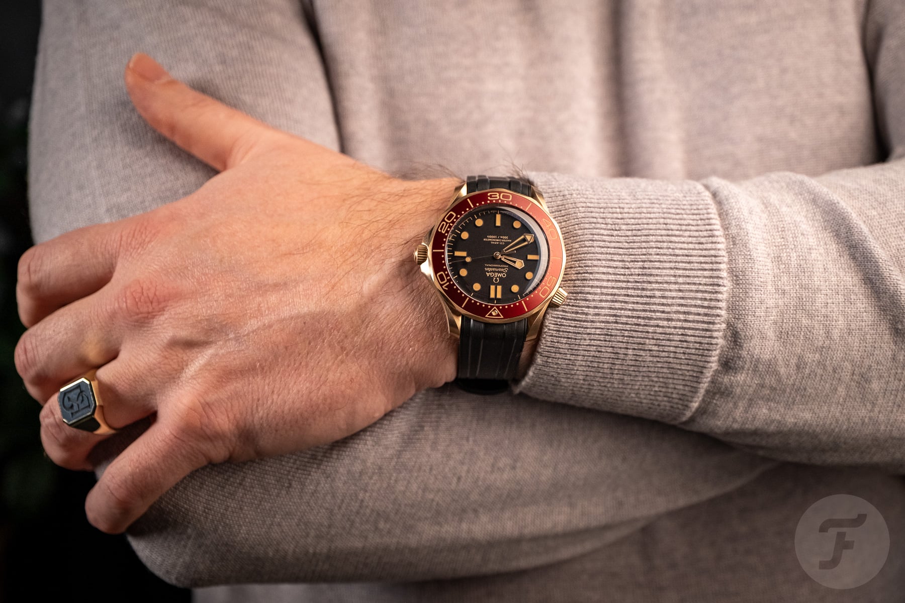 Hands-On: Omega Seamaster Diver 300M Bronze Gold GoldenEye