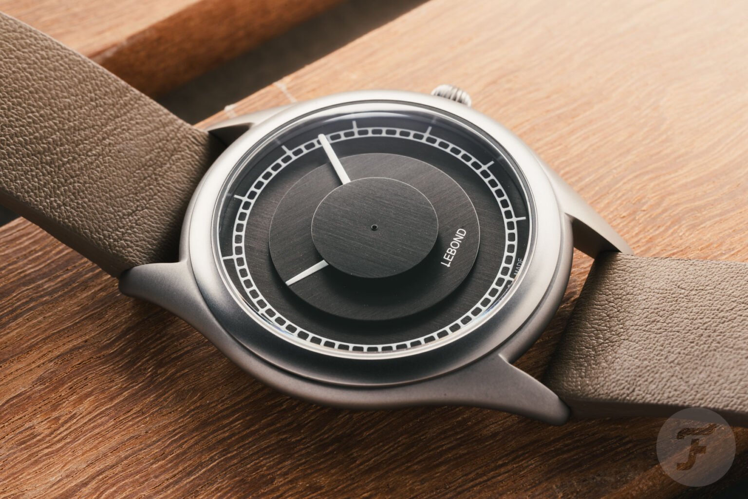 【F】 Hands-On With The Stylish Lebond Attraction