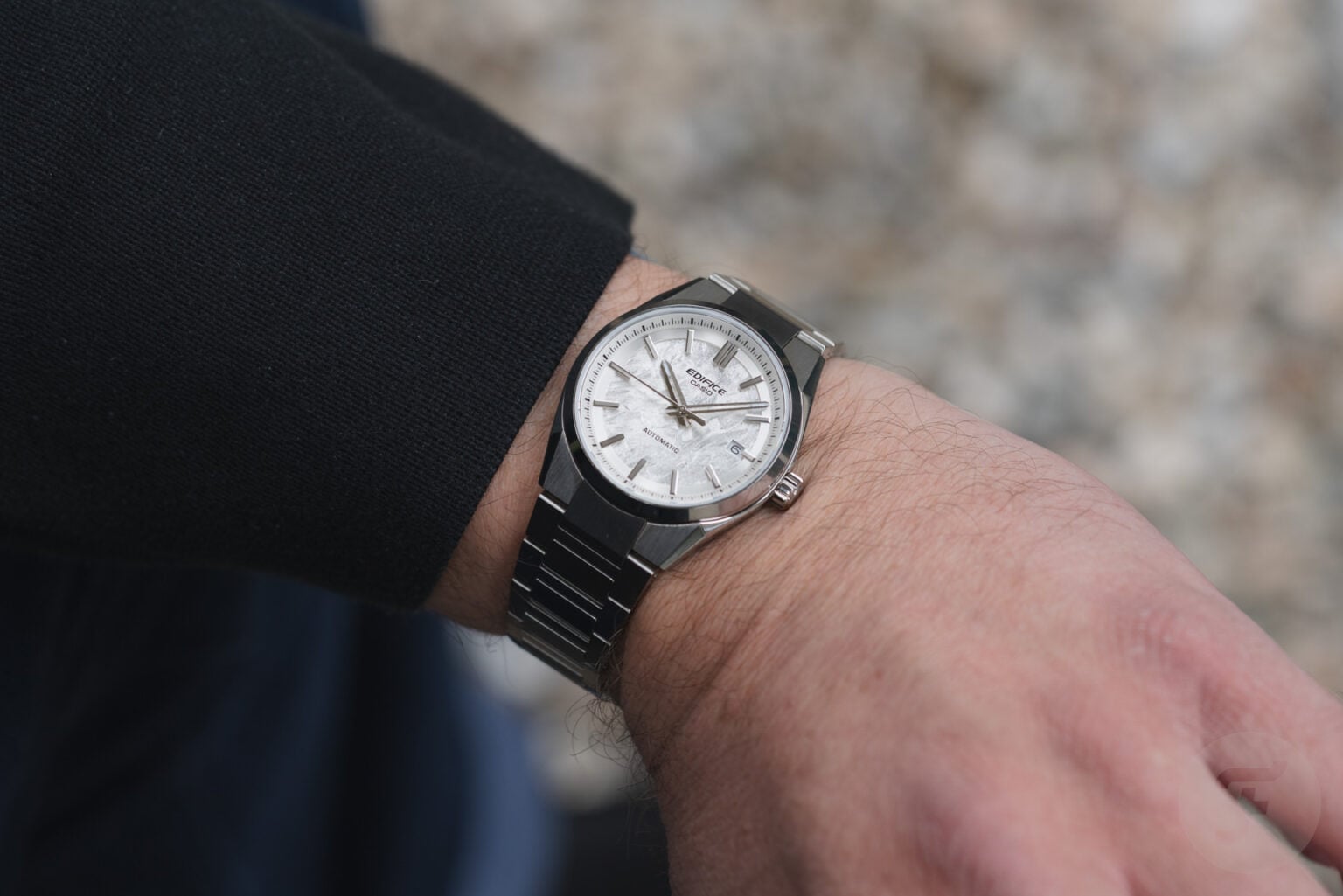 【F】 Hands-On: The Updated Casio Edifice EFK-110 Series