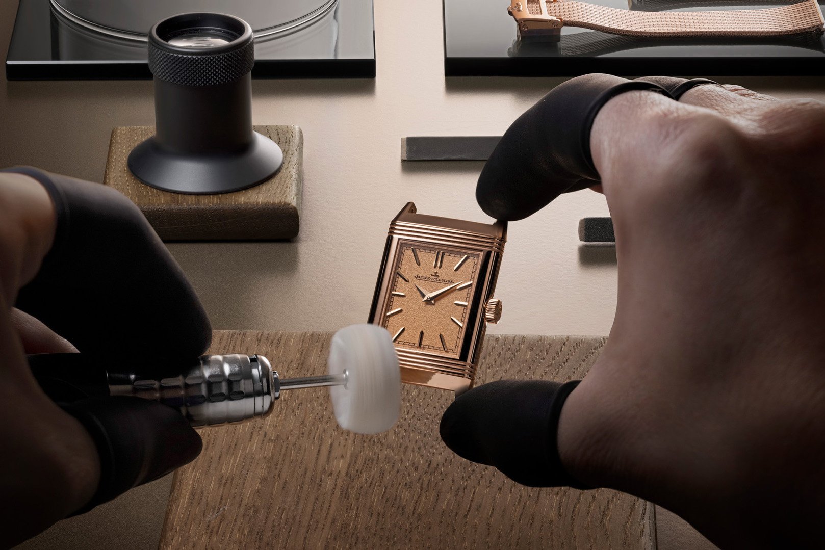 New: Jaeger-LeCoultre Reverso Tribute Monoface "Or Deco"
