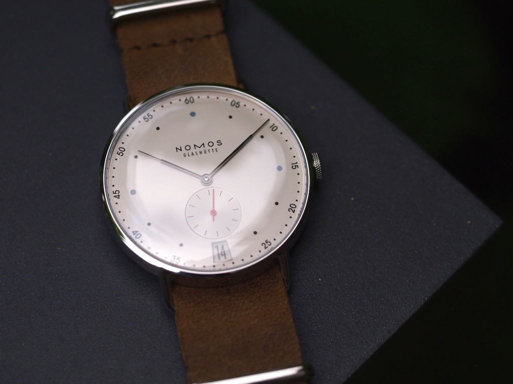 Hands-on: Nomos Metro 38 Datum