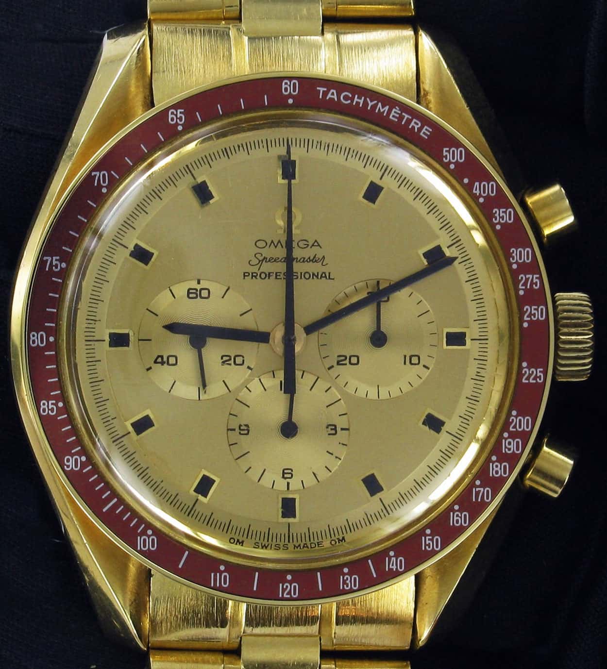 Speedy Tuesday - Overview Of Speedmaster Moonwatch models in gold